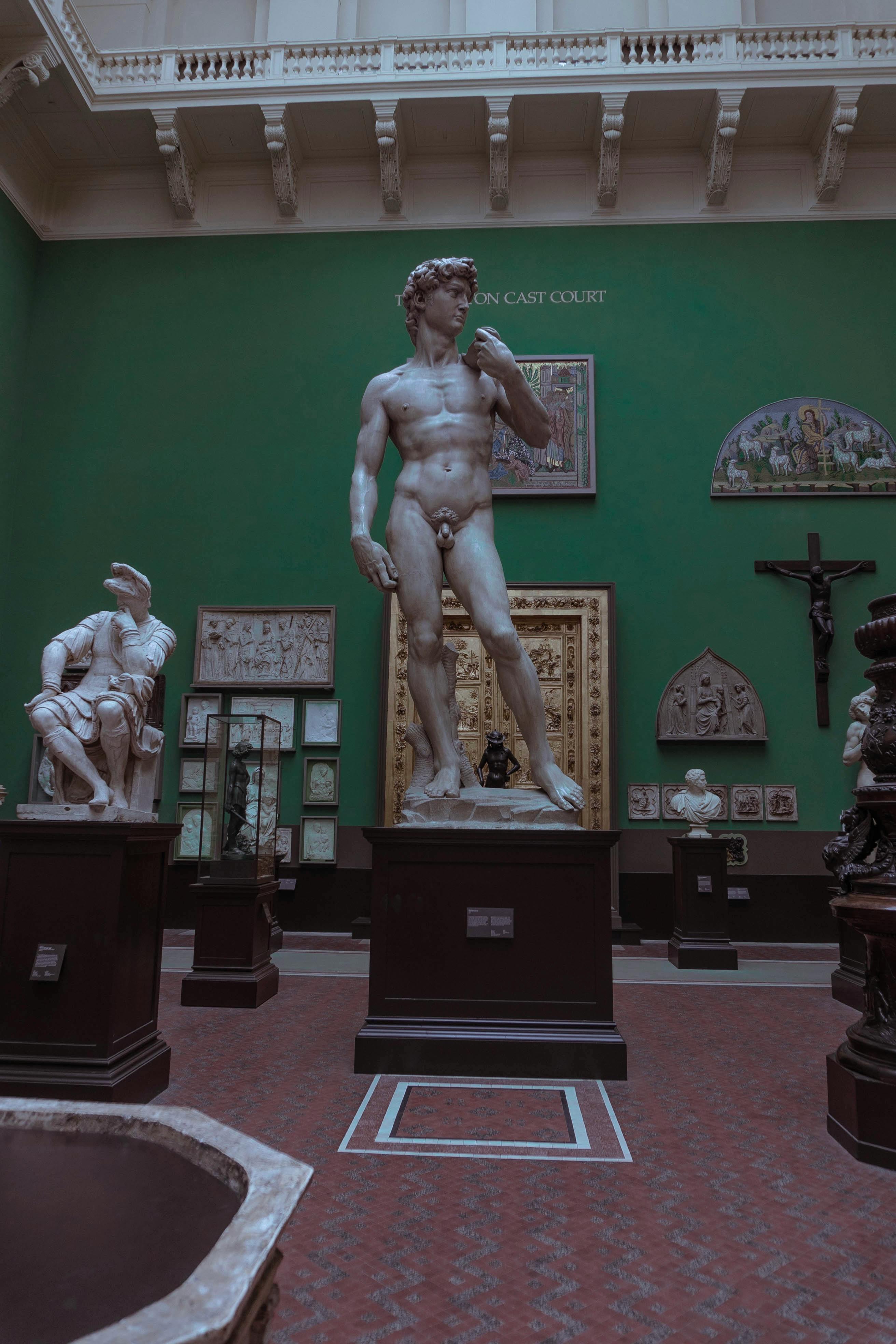 Statues Inside the Museum · Free Stock Photo