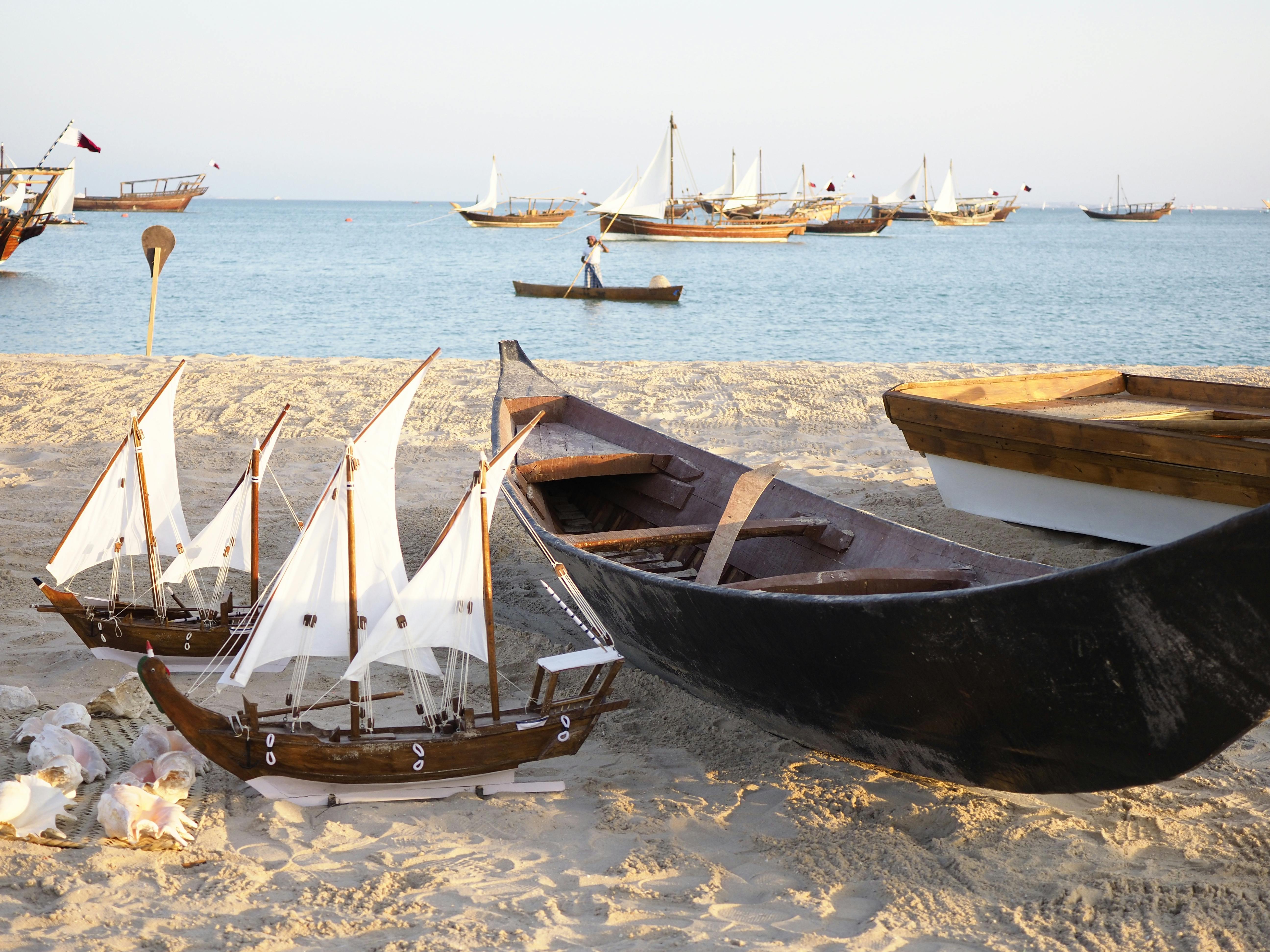 Boats on the Beach · Free Stock Photo