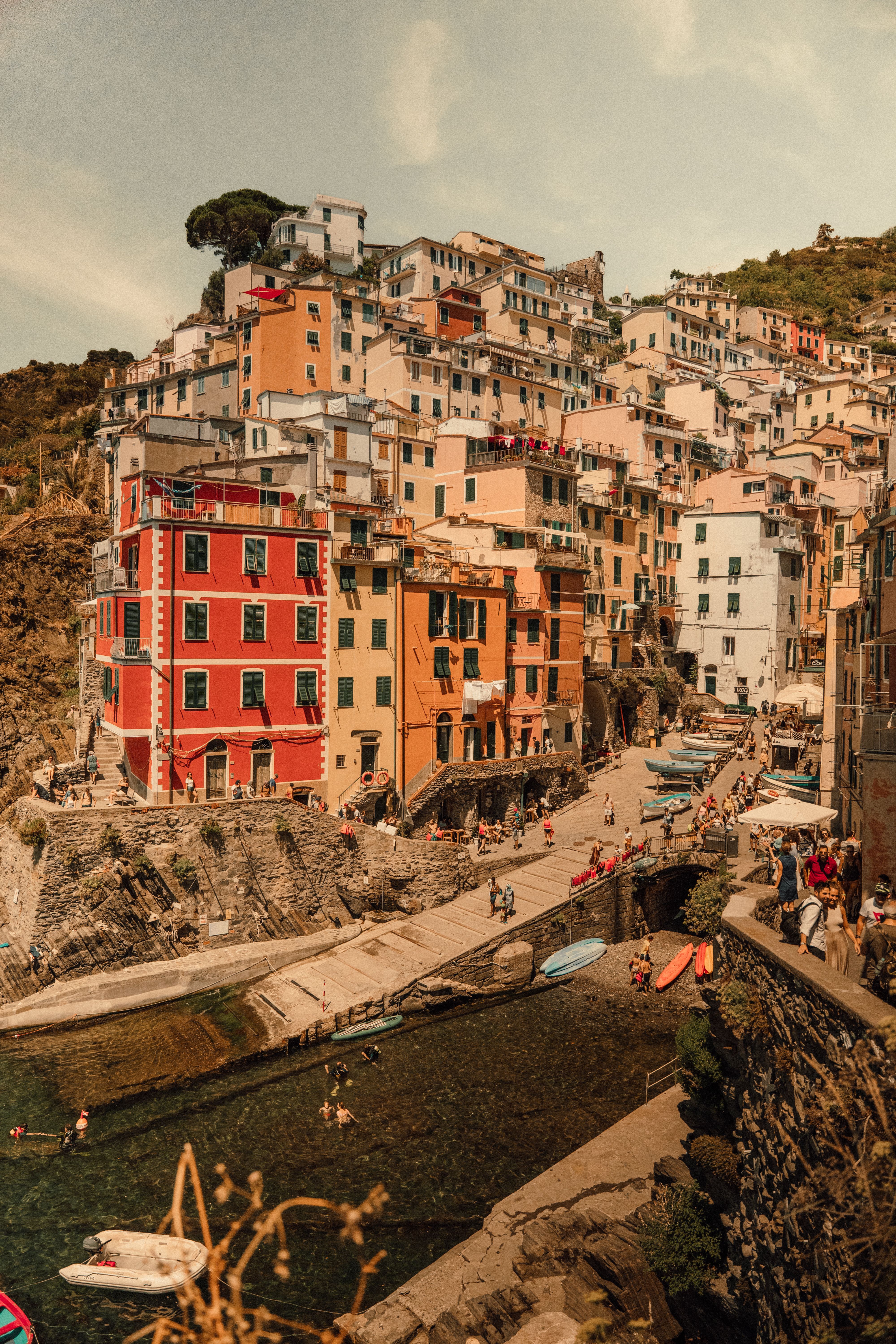 Photo of Buildings on a Hill · Free Stock Photo