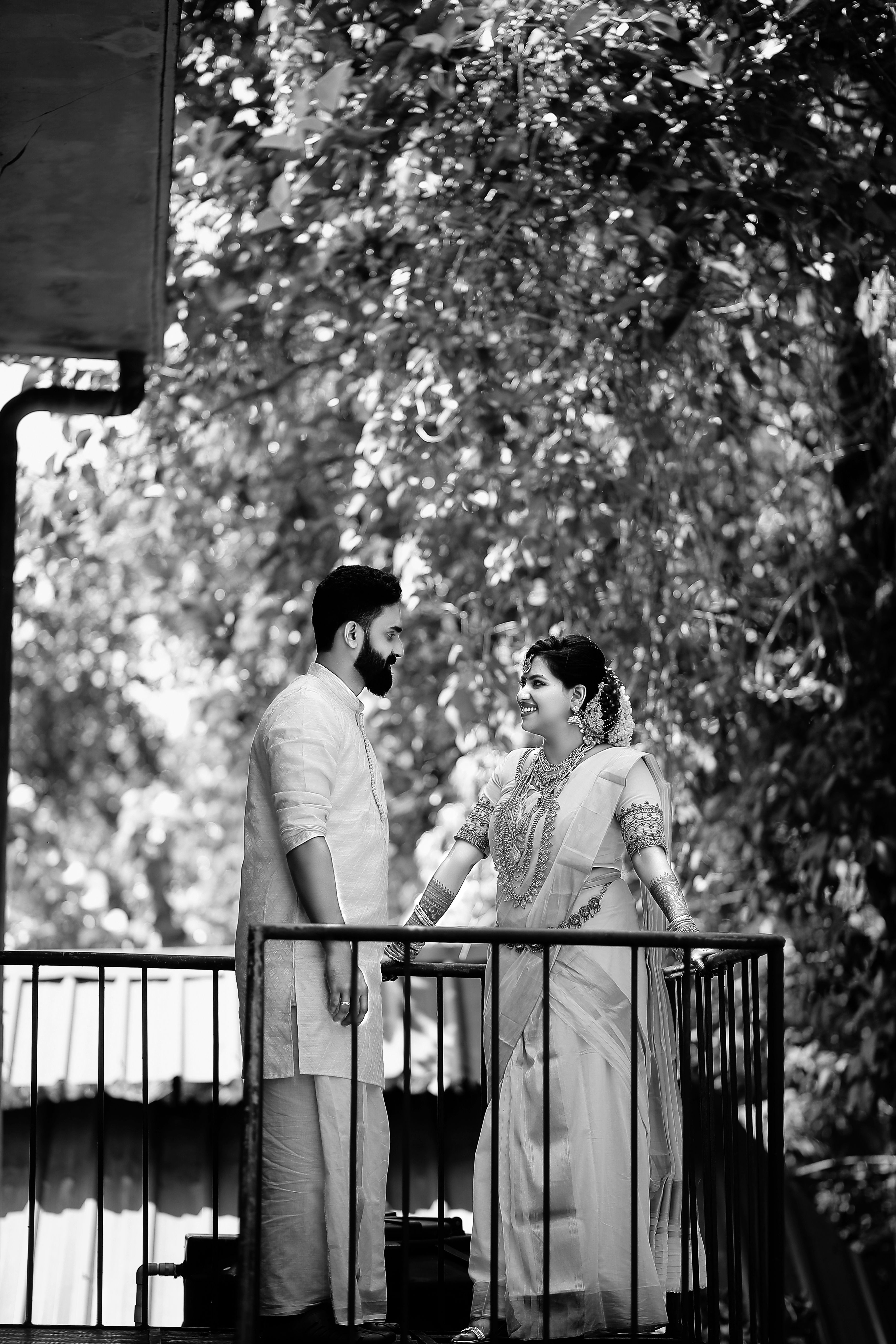 Grayscale Photo of a Couple · Free Stock Photo