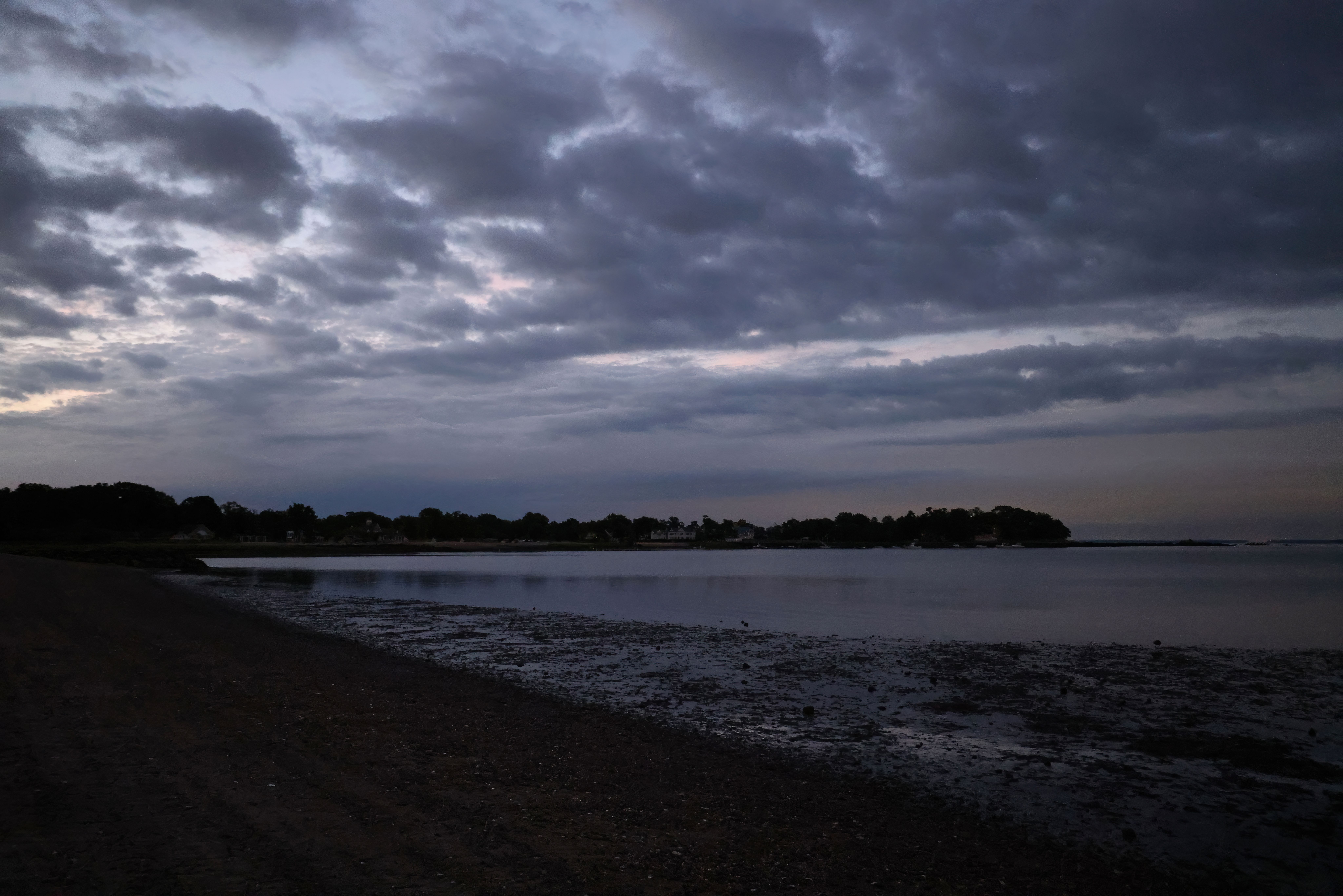 Ocean View Under the Gray Sky · Free Stock Photo