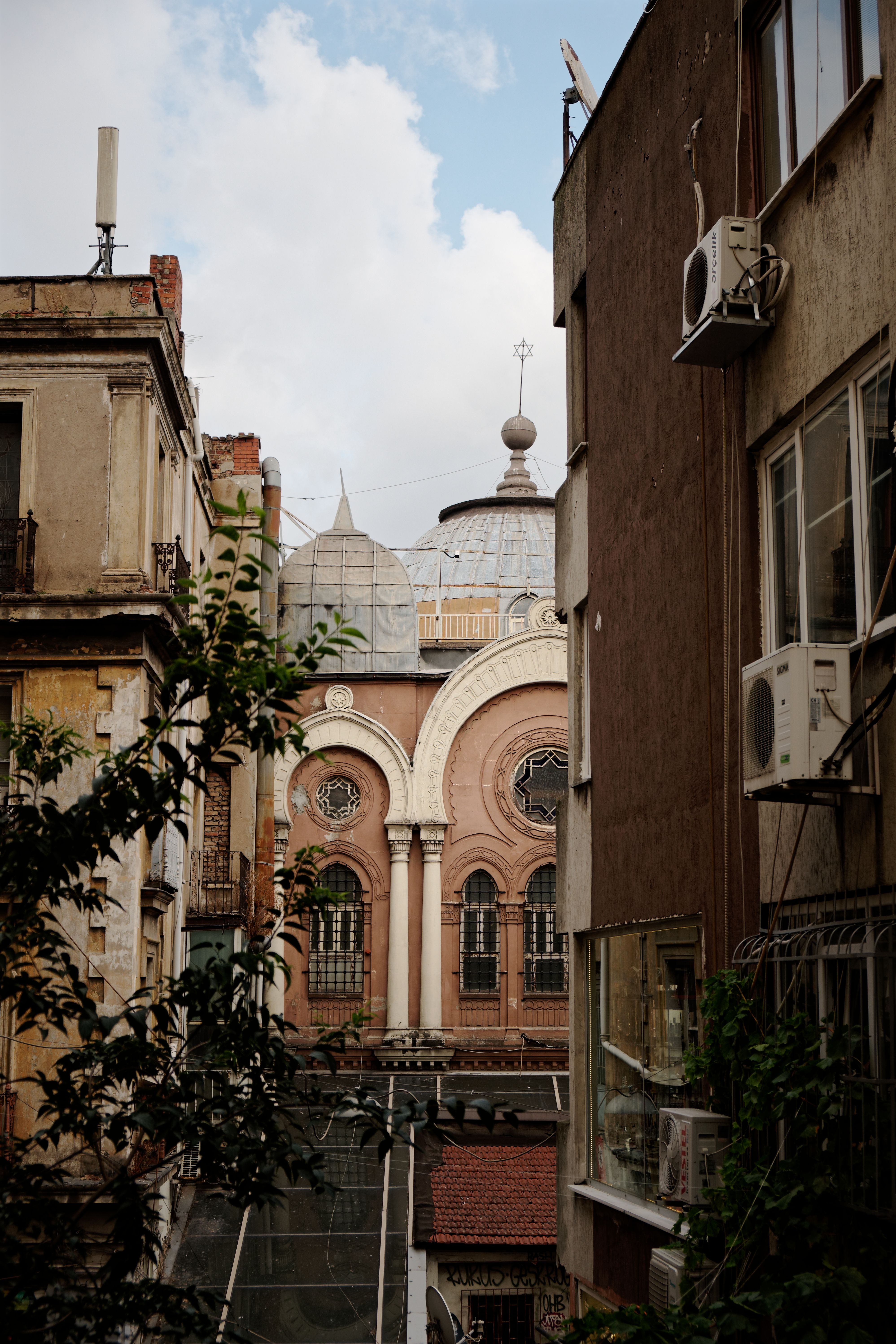 Buildings Walls and Ashkenazi Synagogue behind in Istanbul · Free Stock ...