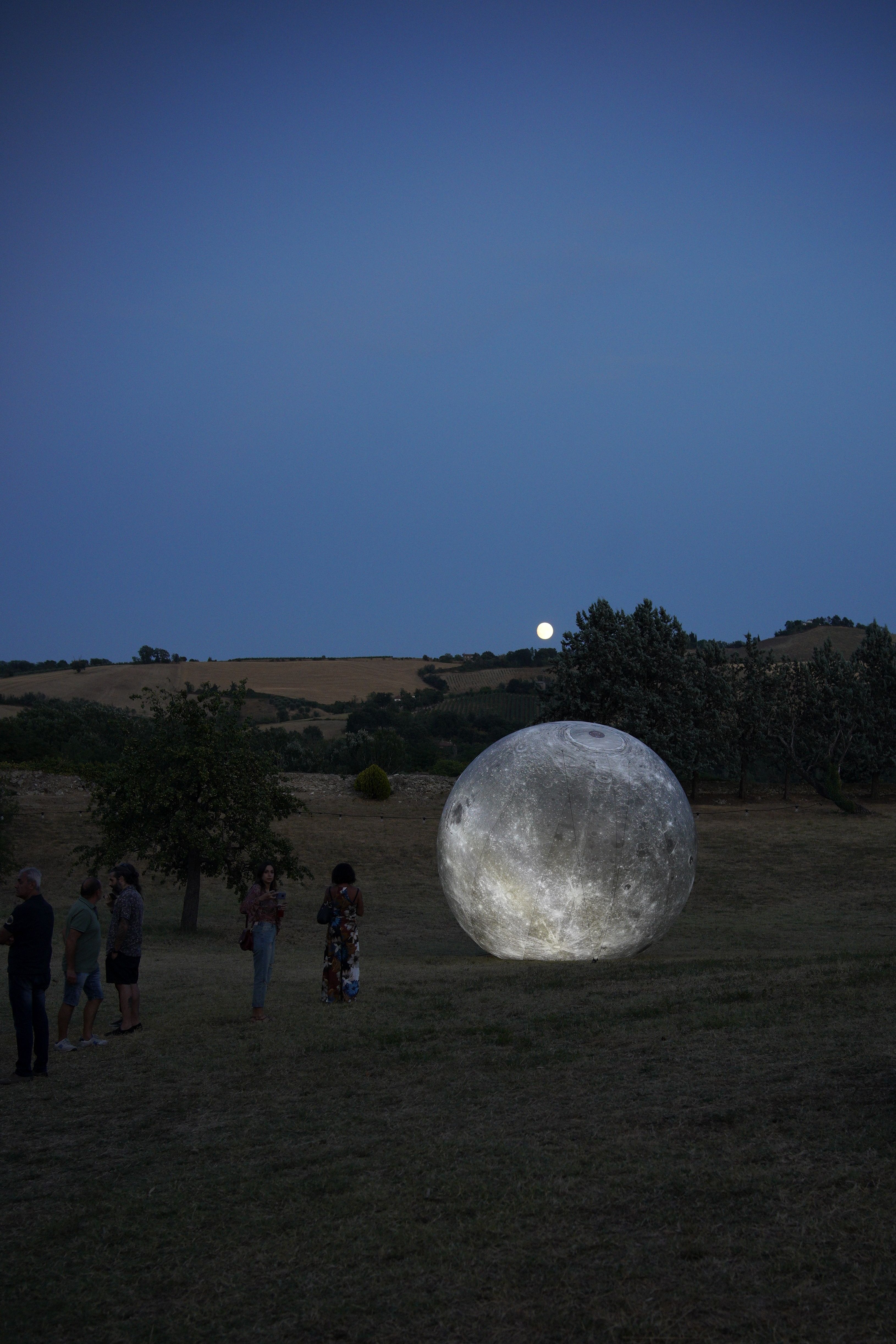 Moon Balloon Photos, Download The BEST Free Moon Balloon Stock Photos ...