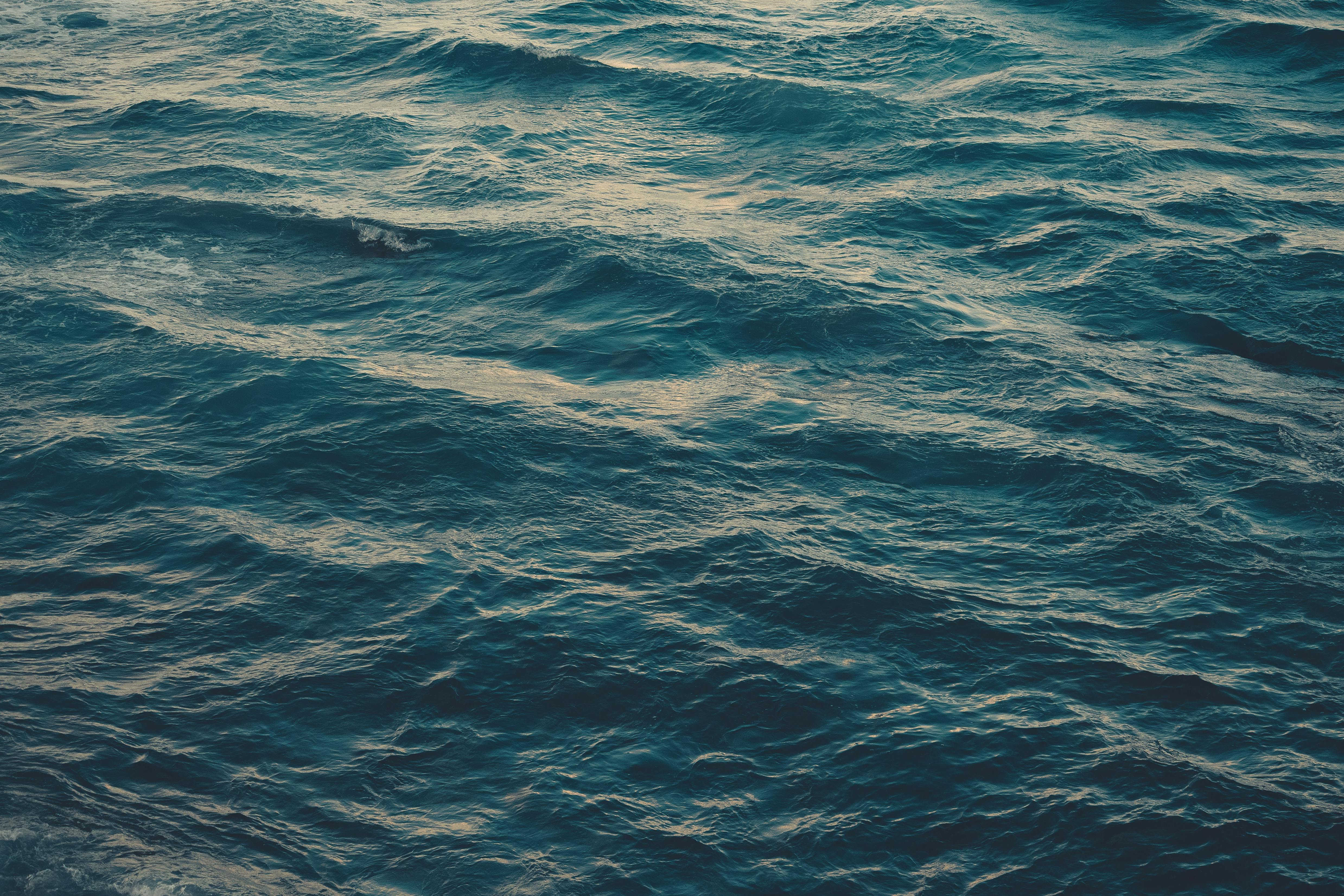 Tides on a Blue Sea · Free Stock Photo