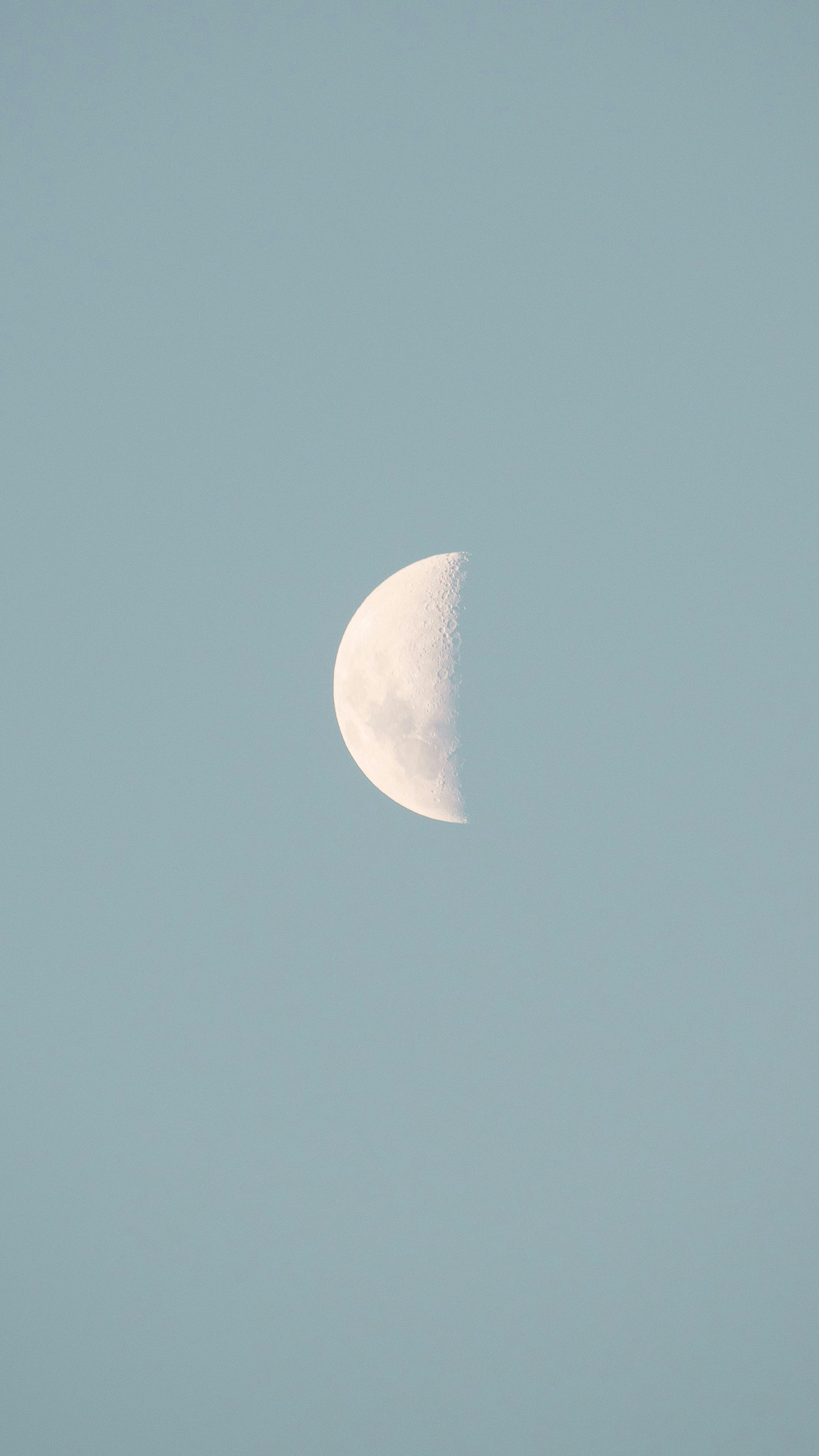 Half Moon · Free Stock Photo