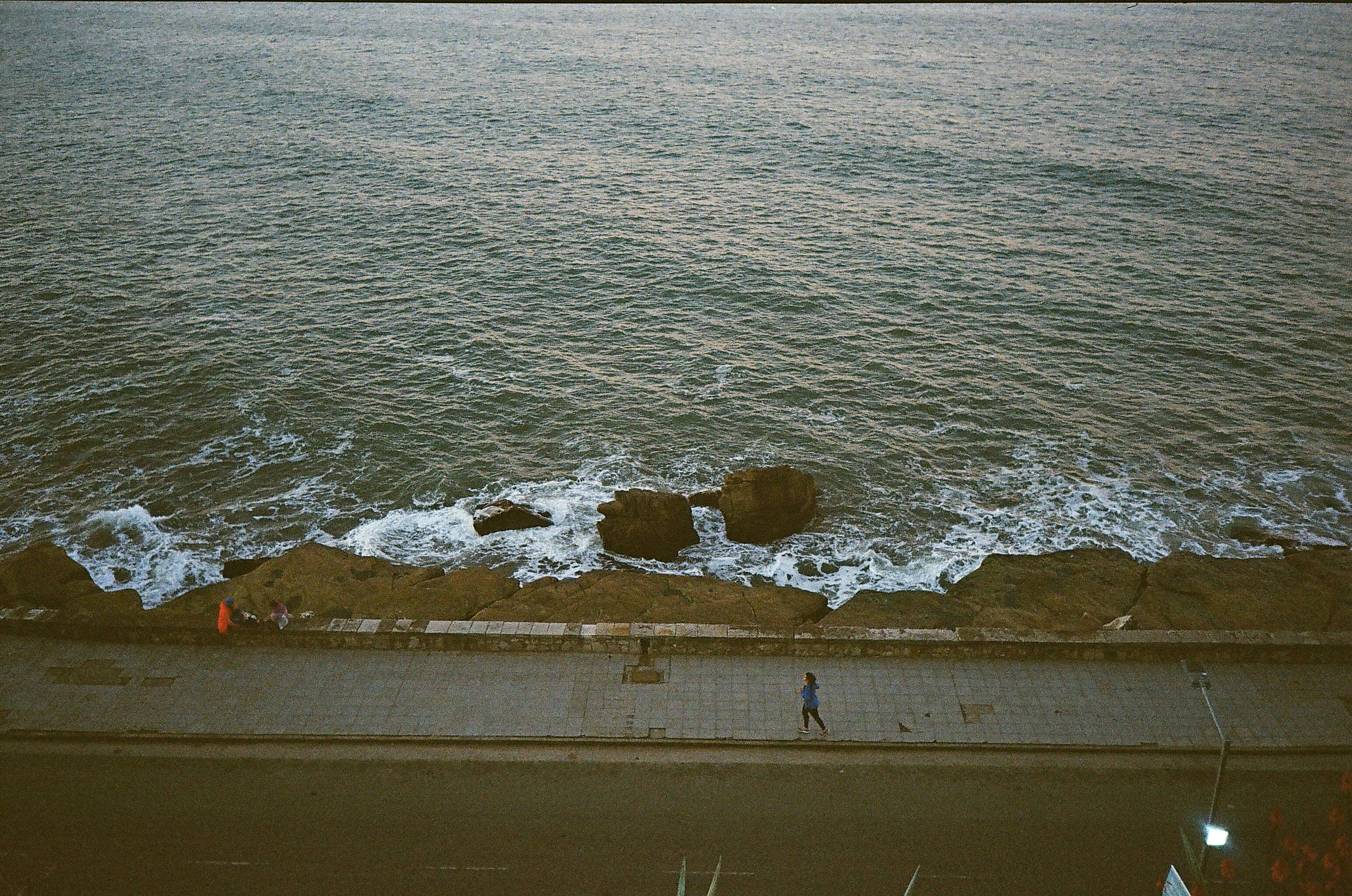 150.722+ Fotos y Imágenes de Ripples skipping rocks Gratis · Banco de ...