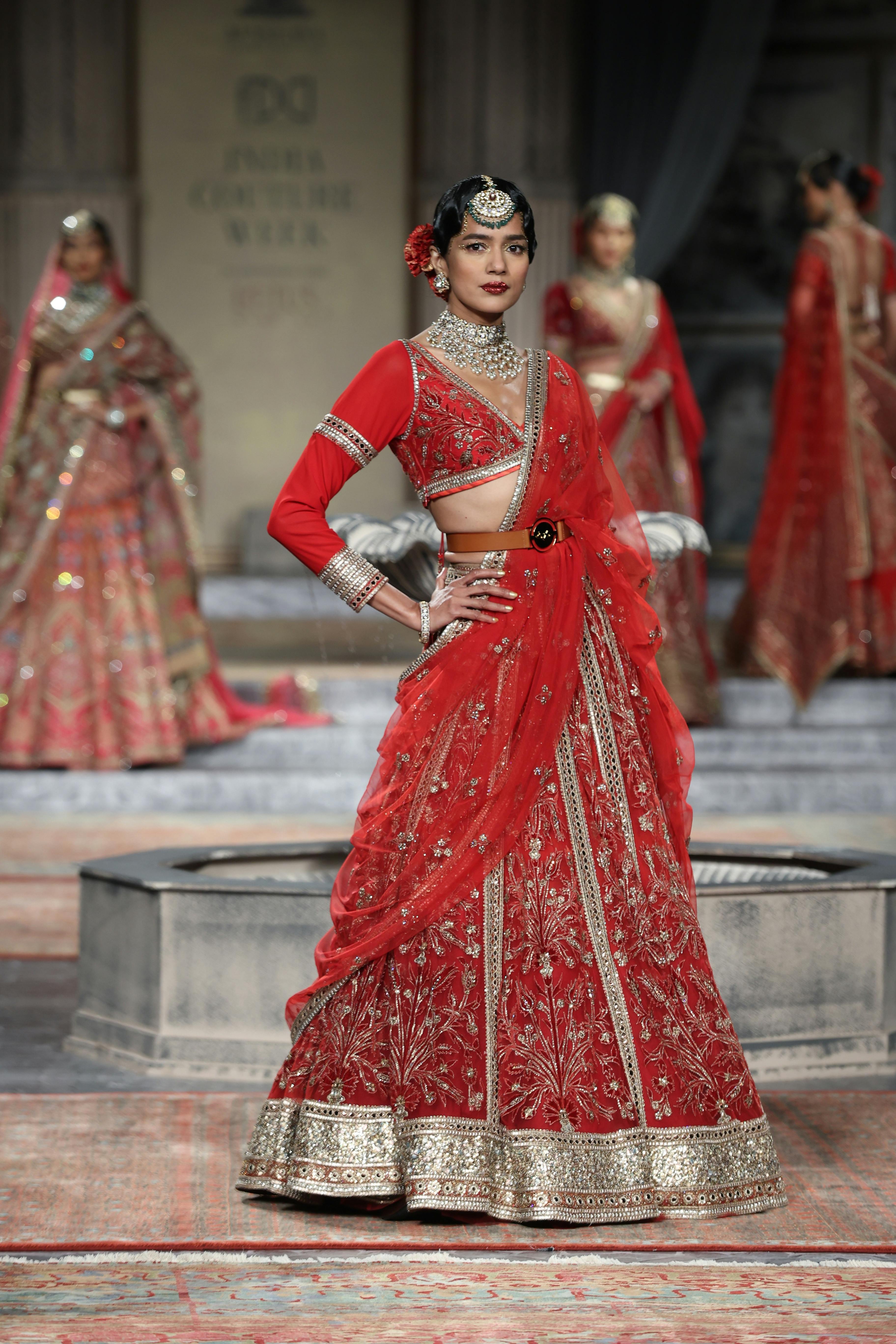 Photo of Runway Model Modelling a Black Outfit · Free Stock Photo