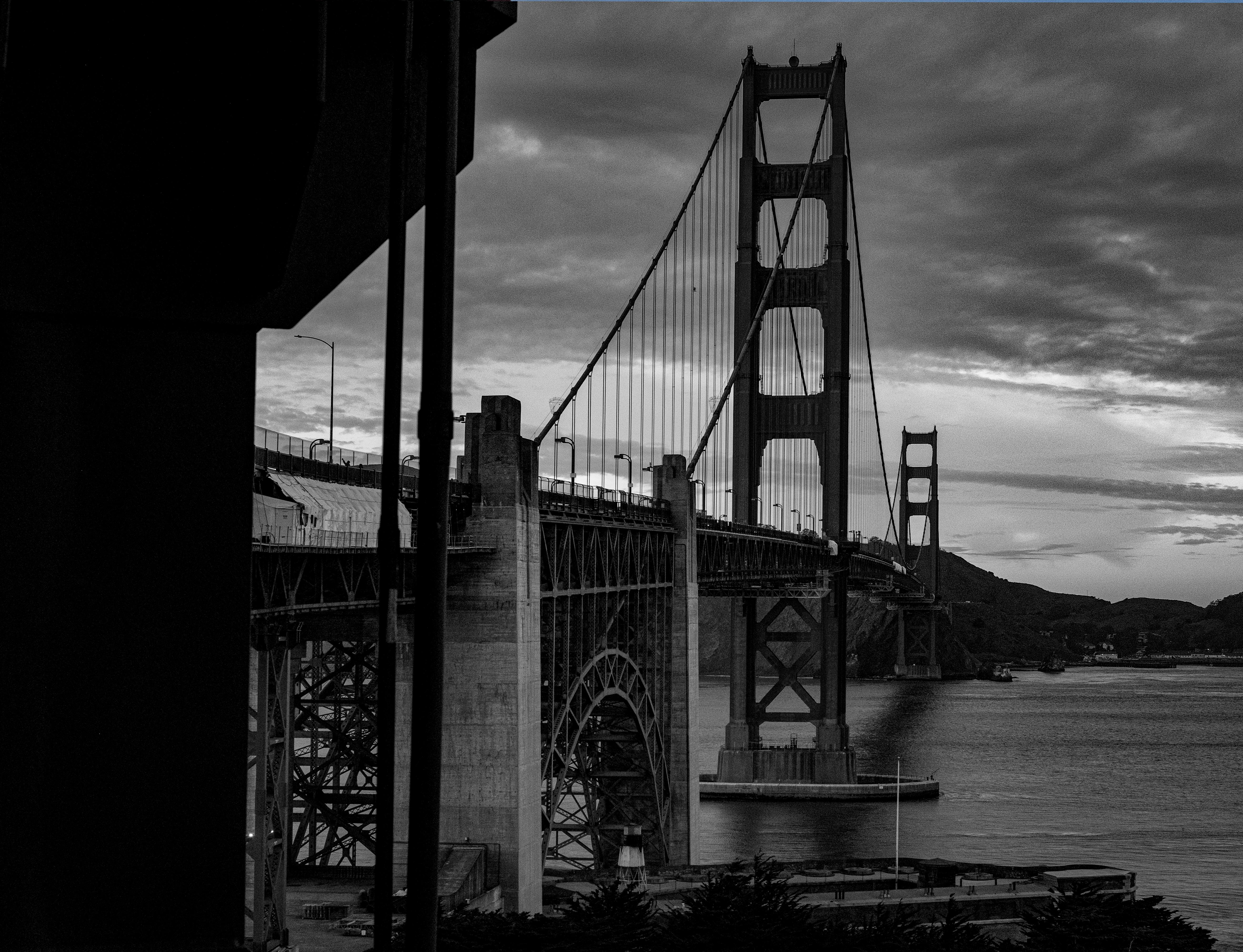 Grayscale Photo of the Golden Gate Bridge · Free Stock Photo