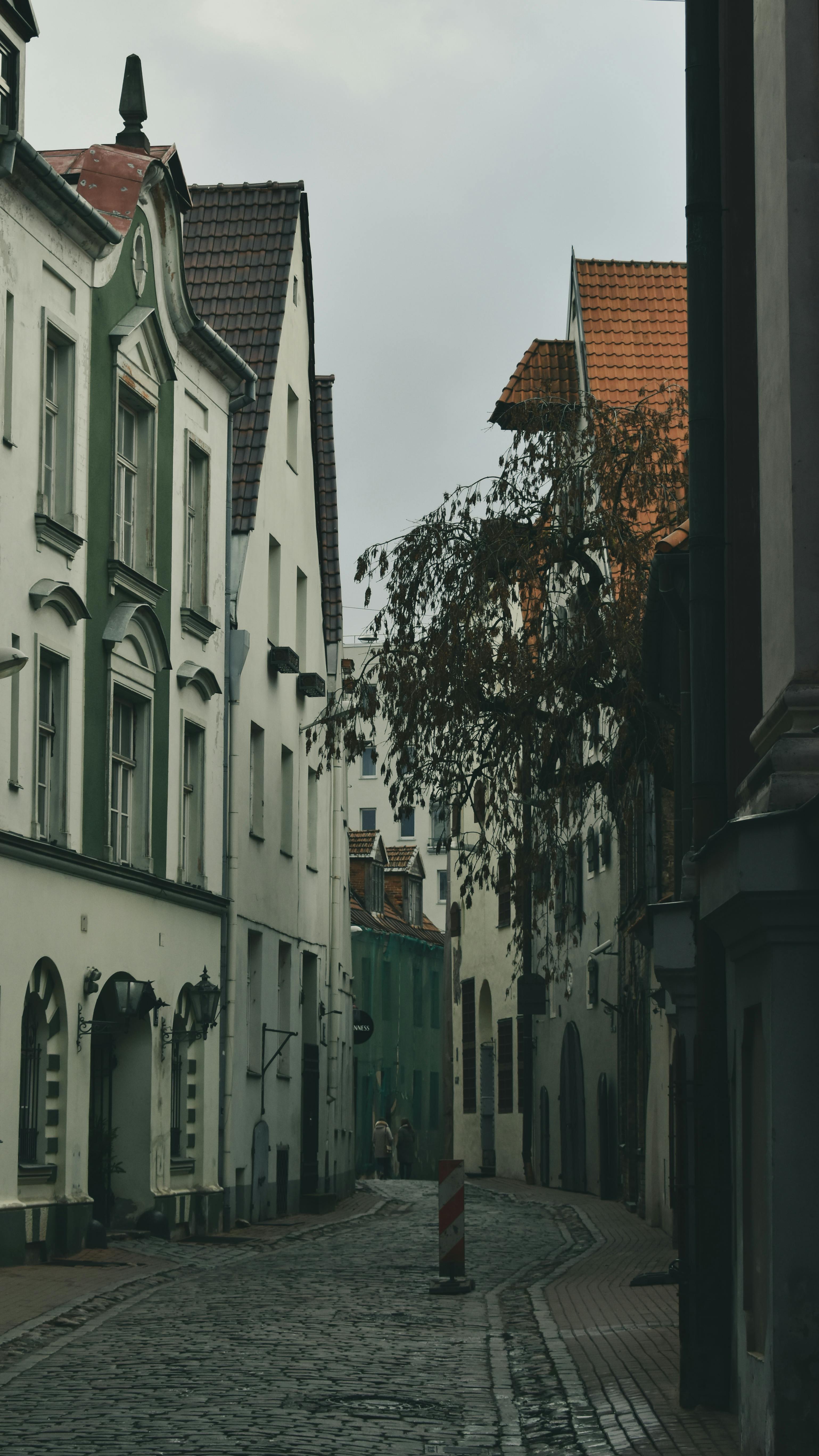 Old Alleyway Photos, Download The BEST Free Old Alleyway Stock Photos ...