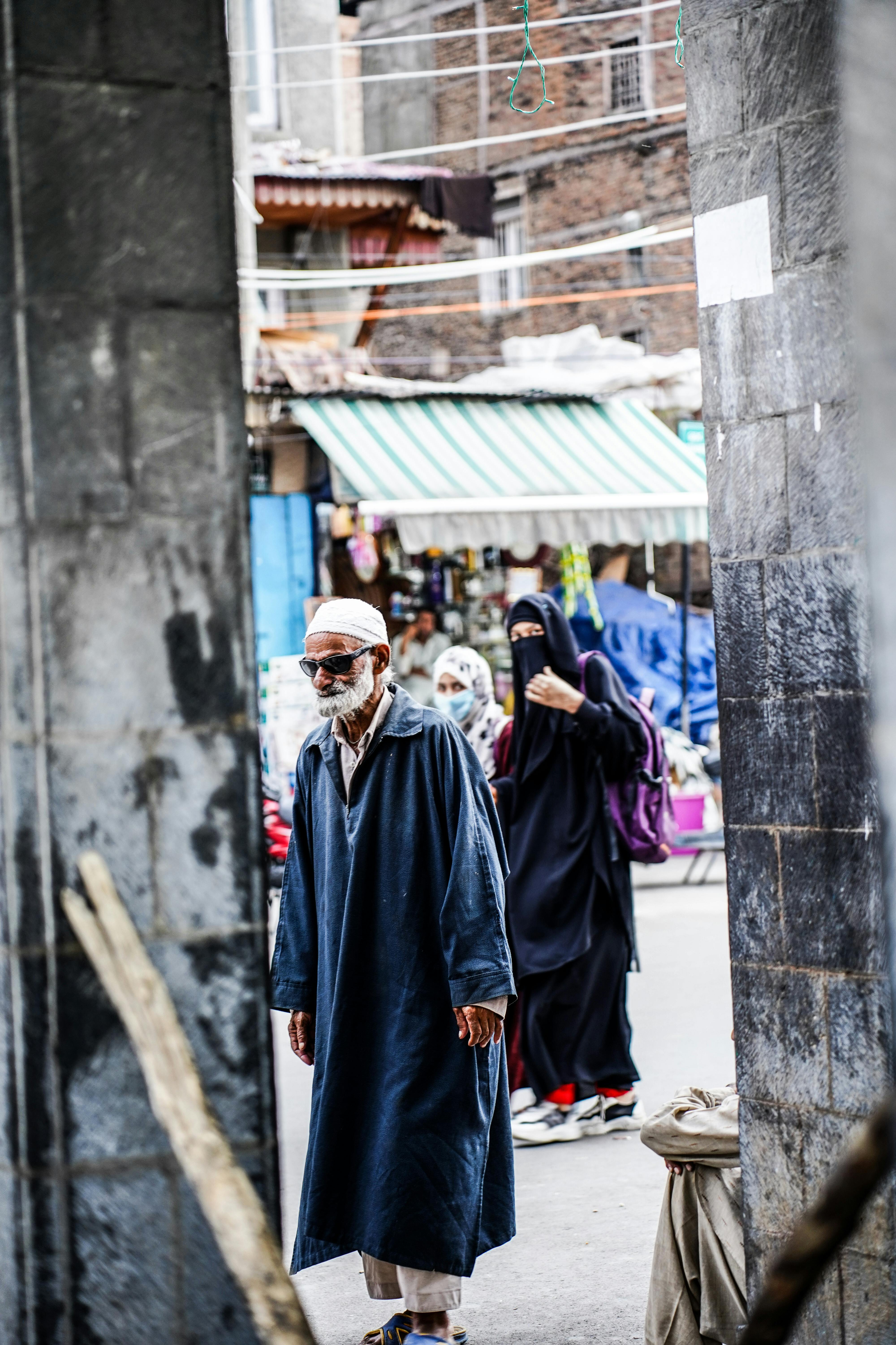 Burka Photos, Download The BEST Free Burka Stock Photos & HD Images