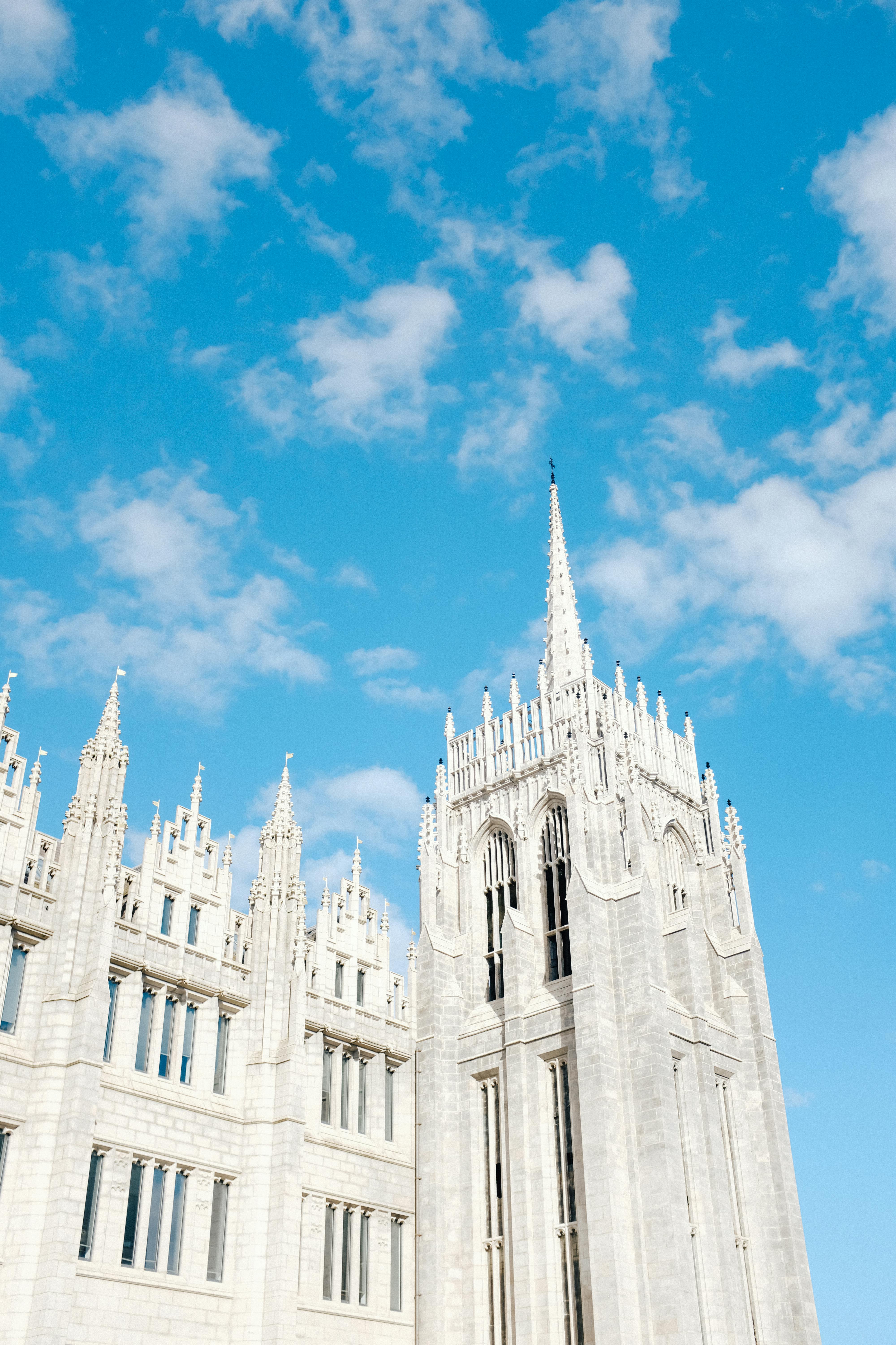 School Building Under the Blue Sky · Free Stock Photo