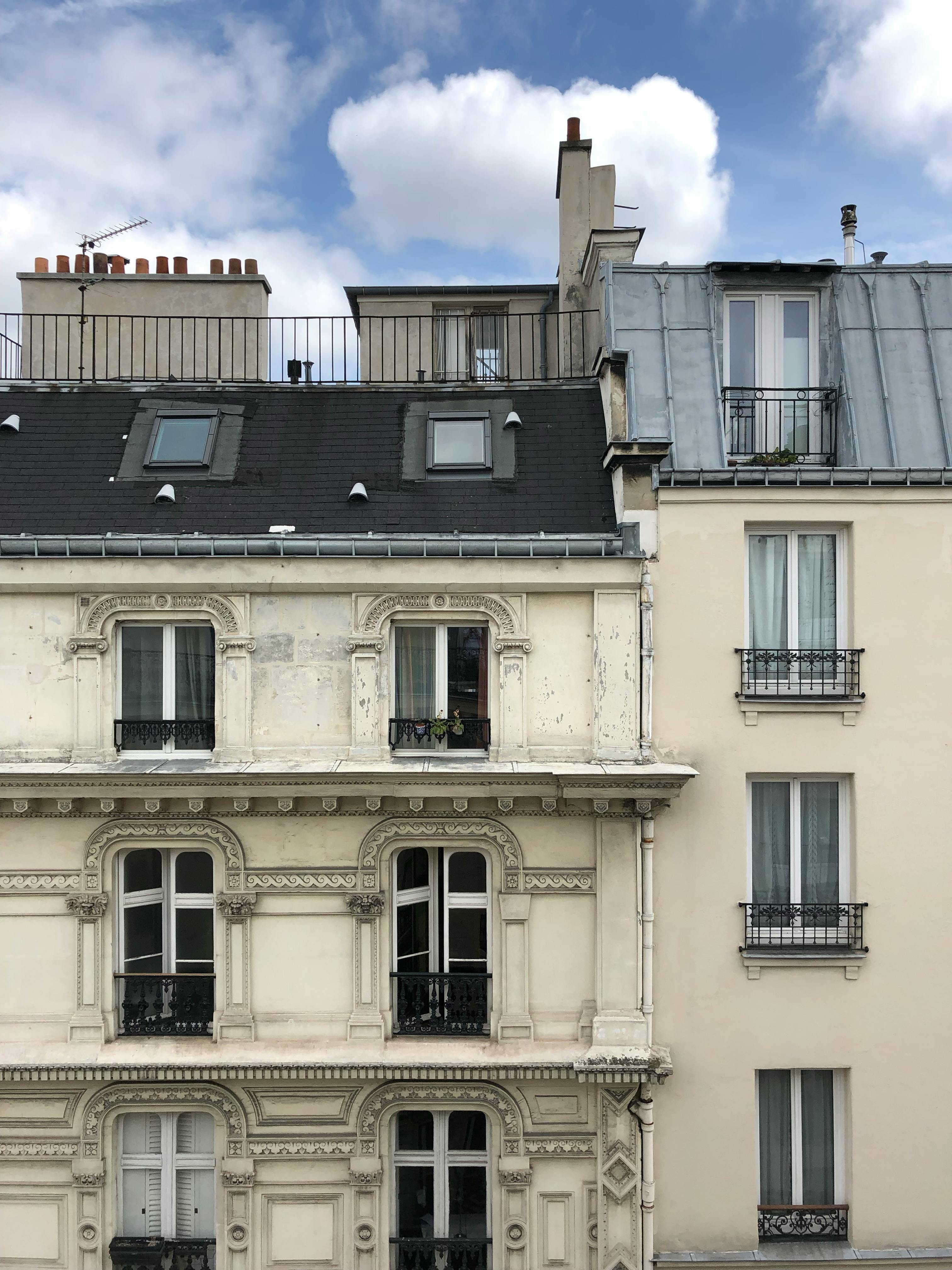 Houses with Glass Windows and Chimney · Free Stock Photo