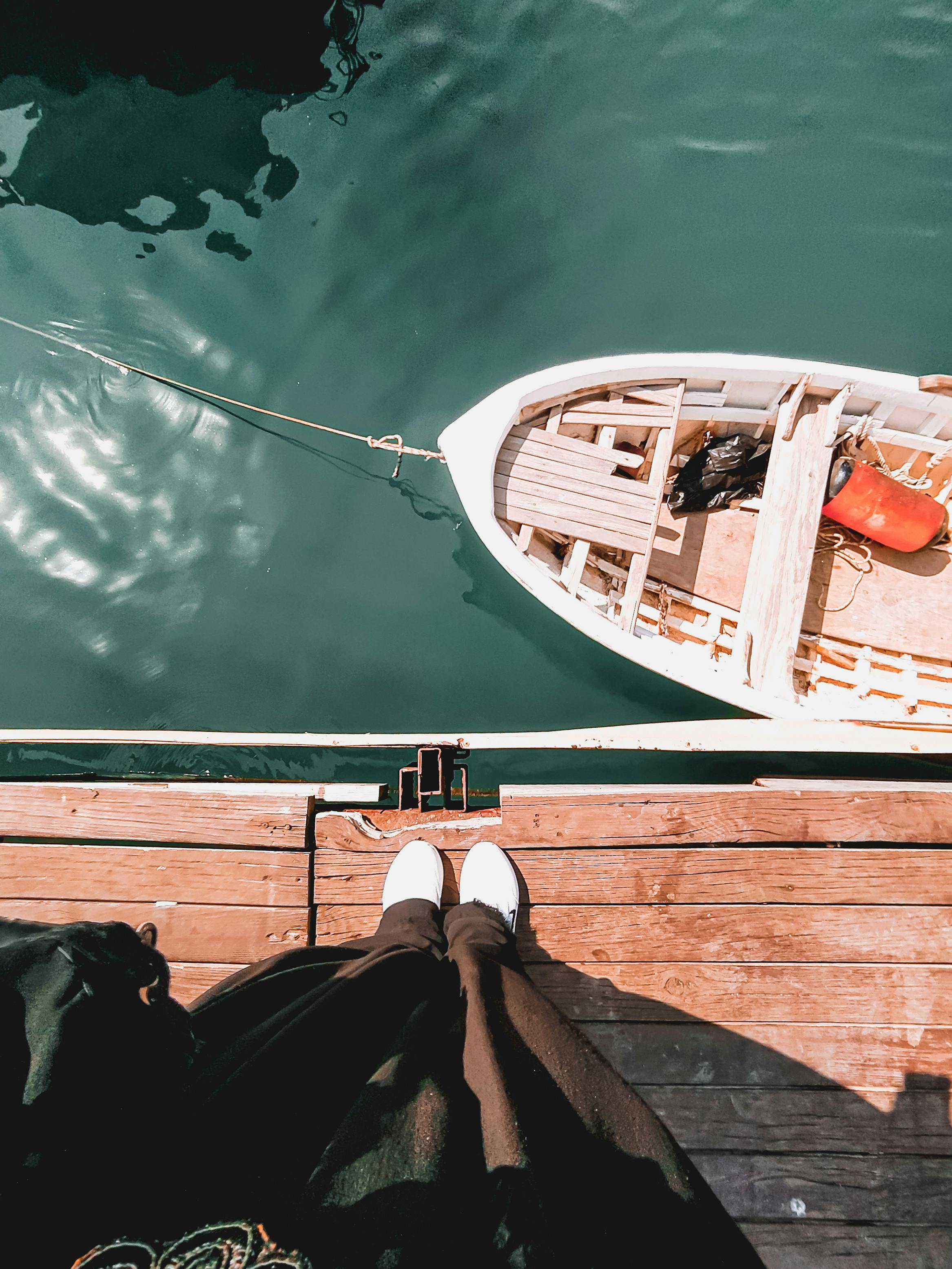 Boat Edge Photos, Download The BEST Free Boat Edge Stock Photos & HD Images