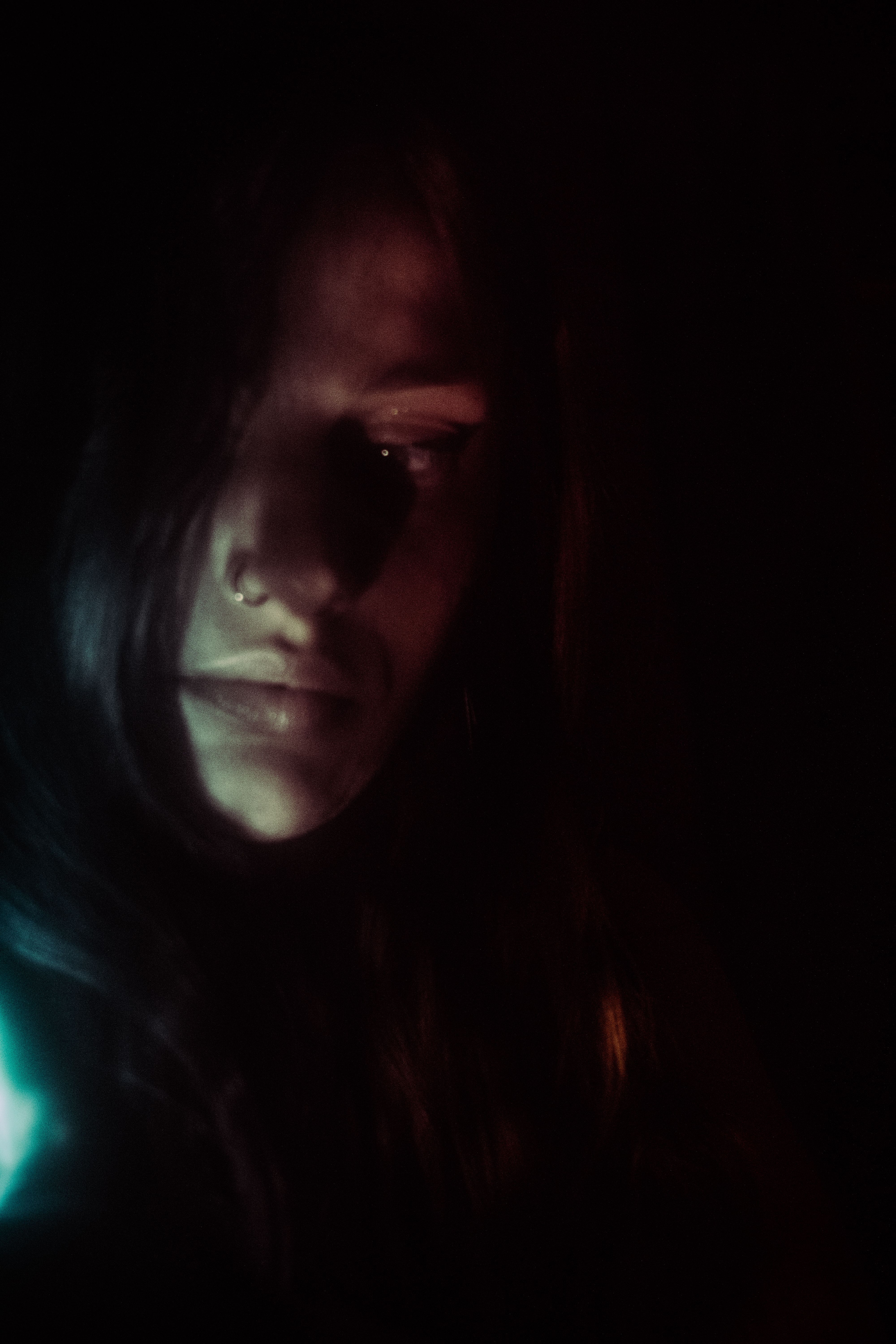Close-Up Shot of a Person's Face · Free Stock Photo