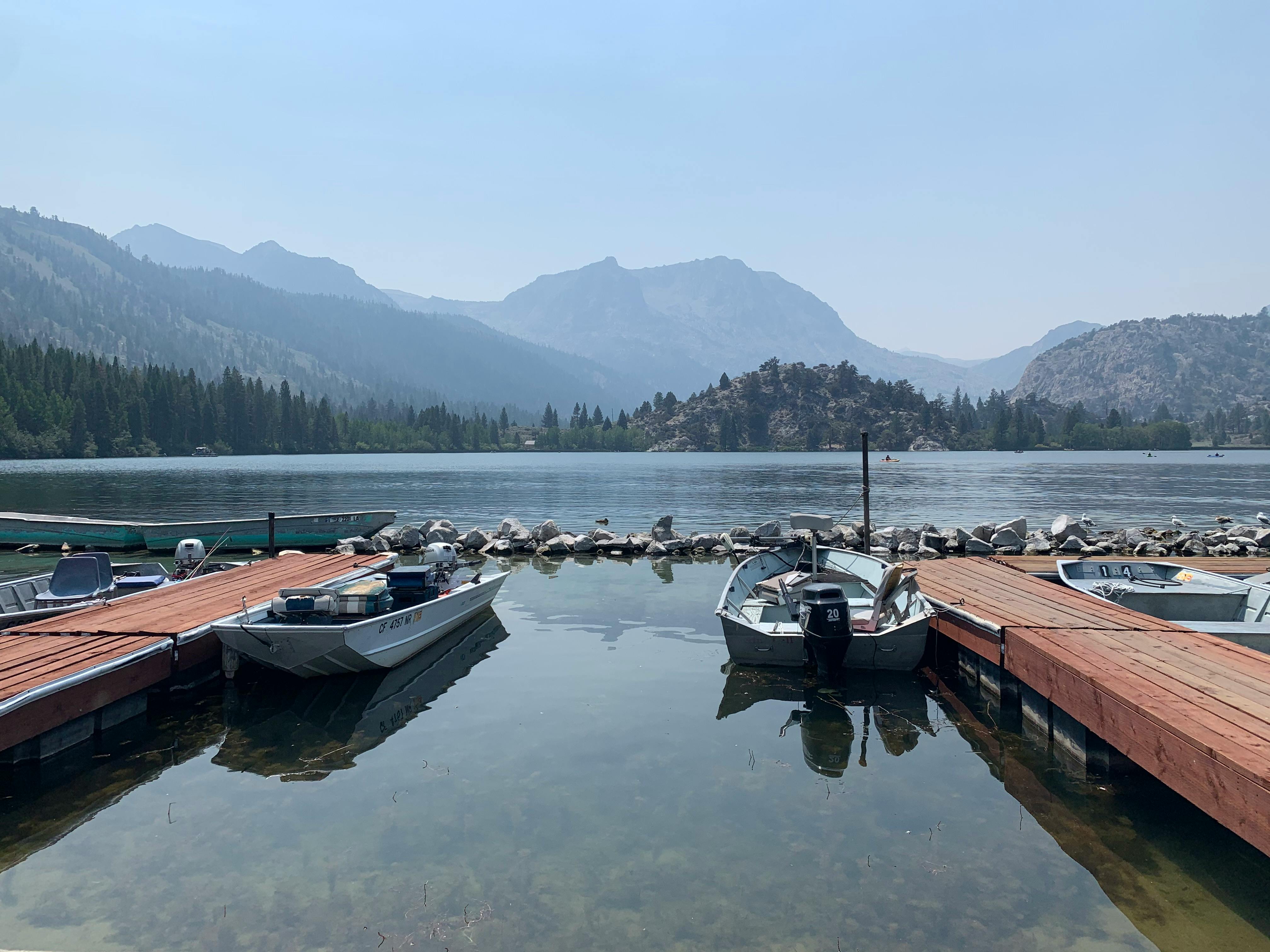 Brown Wooden Docks on Lake · Free Stock Photo