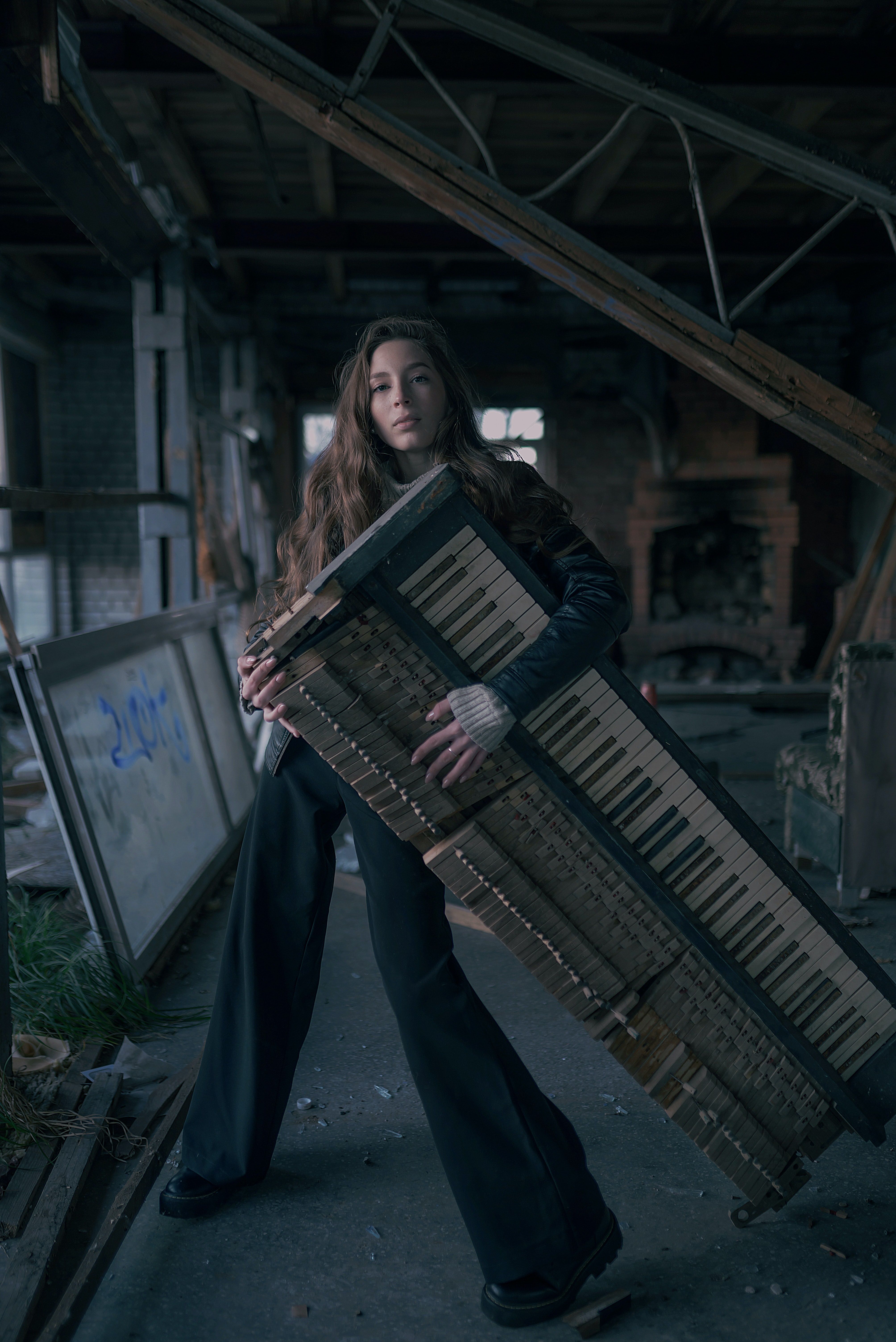 Woman Posing with Music Keyboard · Free Stock Photo