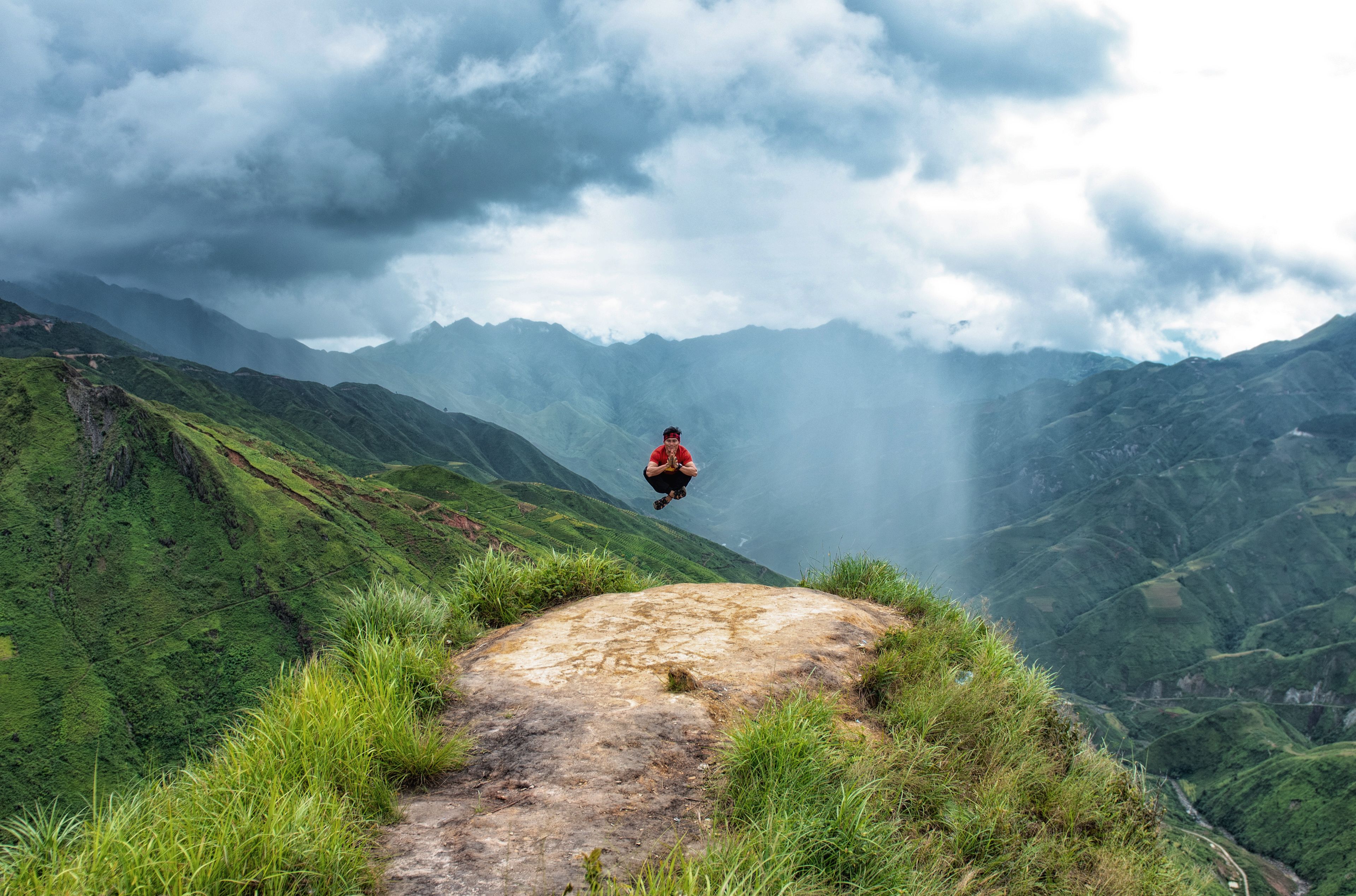 Man Jumping in Mountains · Free Stock Photo