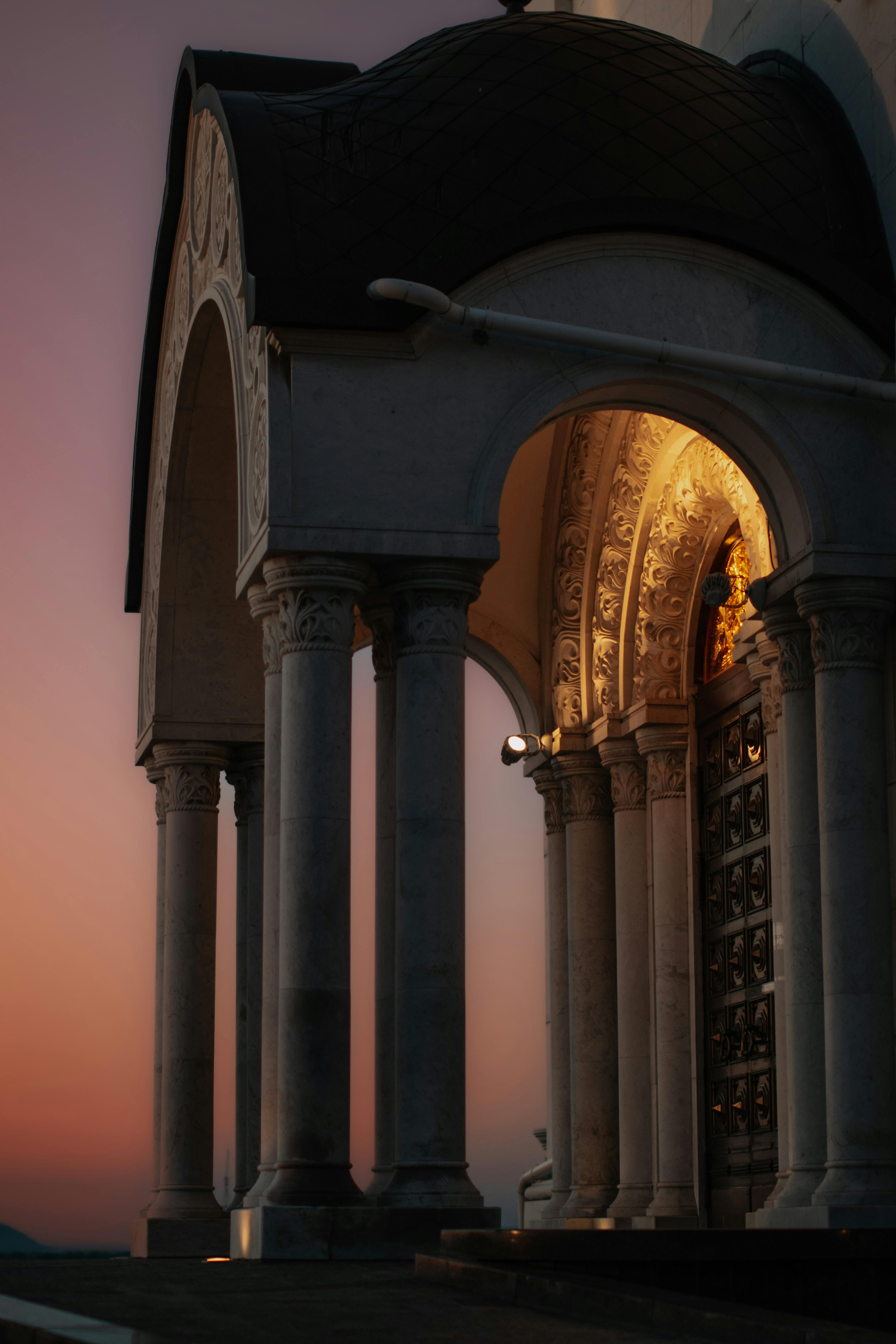 Entrance to a Mosque at Night · Free Stock Photo