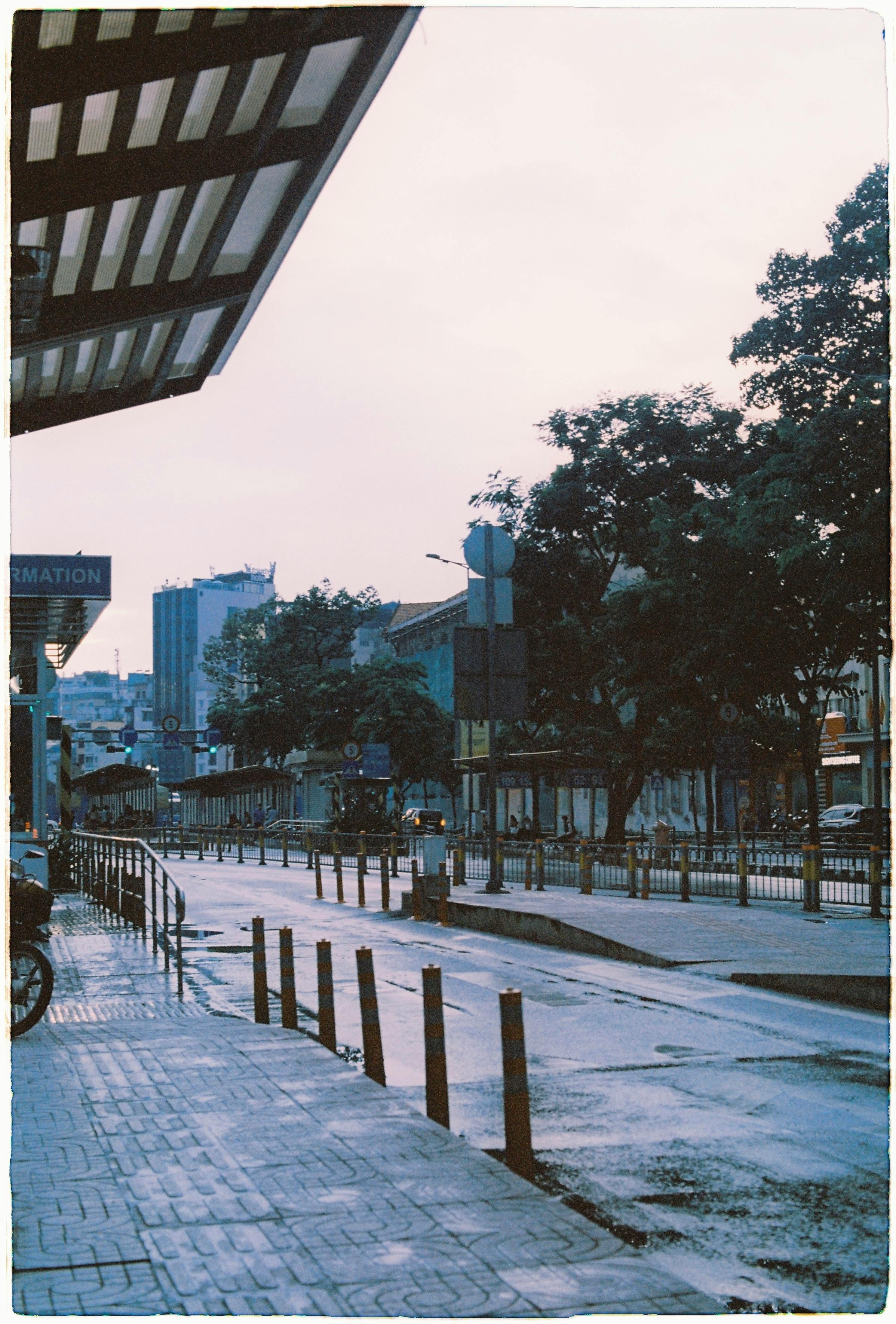 Singing Road Photos, Download The BEST Free Singing Road Stock Photos ...