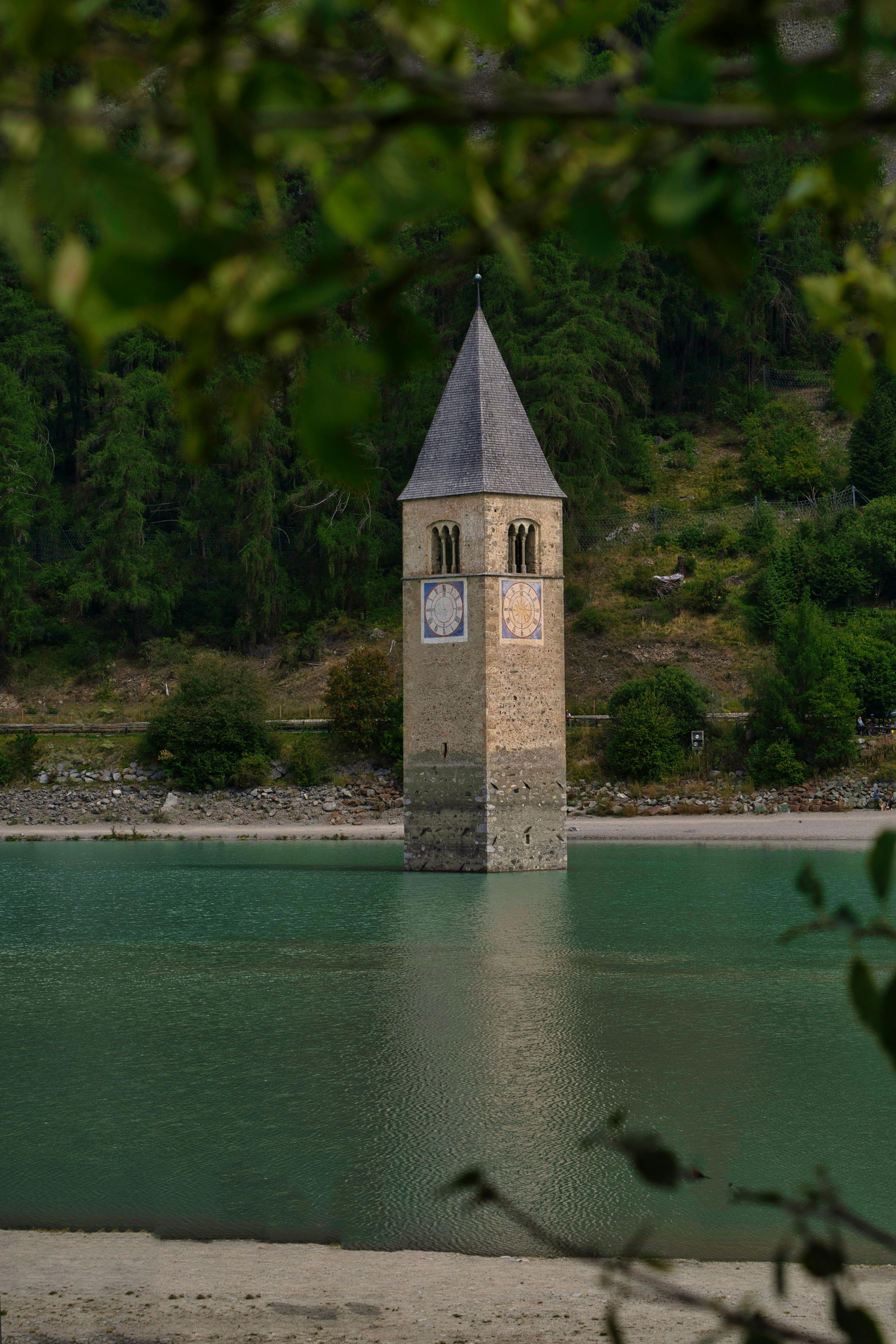 Reschensee Bell Tower on a Lake in Italy · Free Stock Photo
