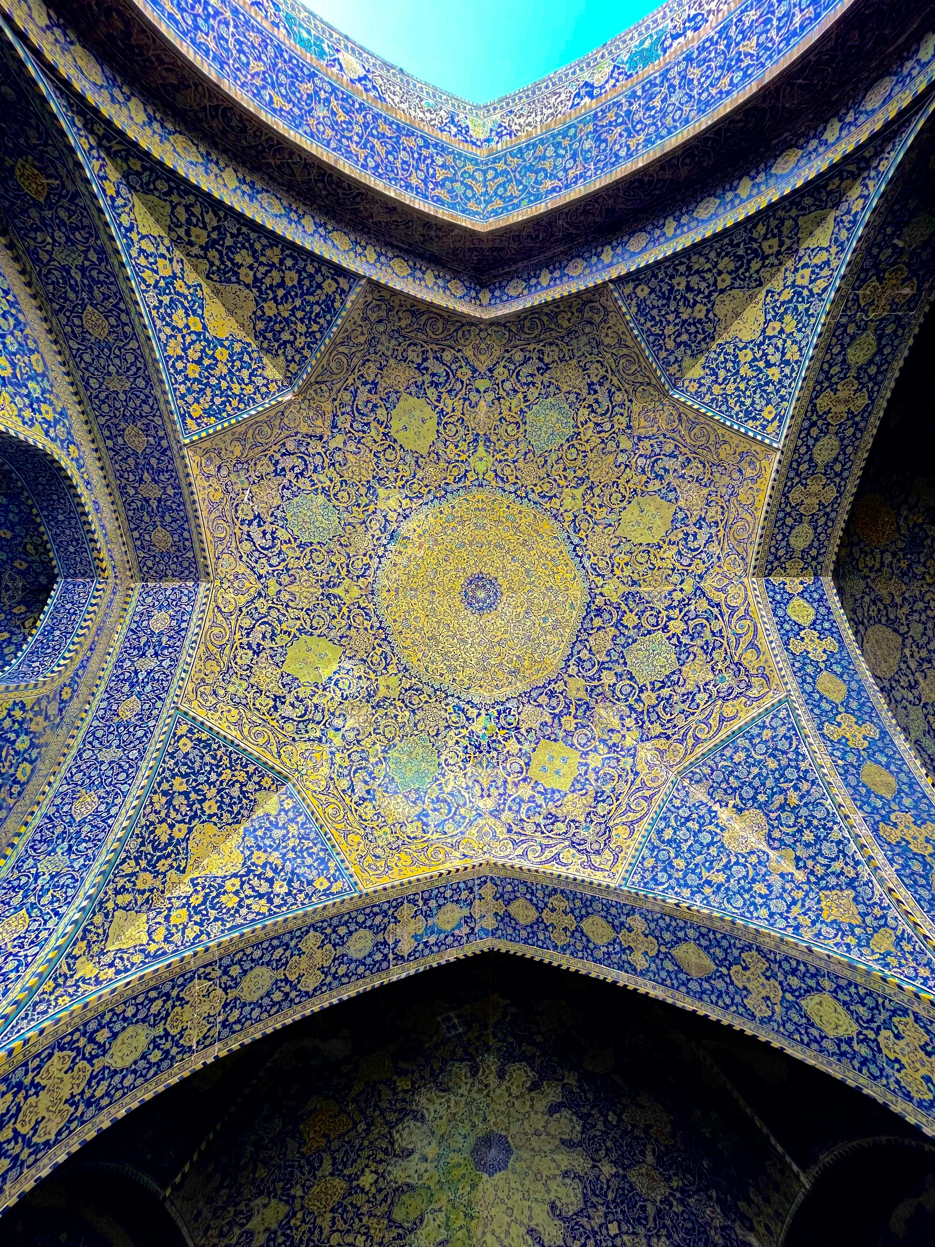 Blue and Gold Ceiling · Free Stock Photo