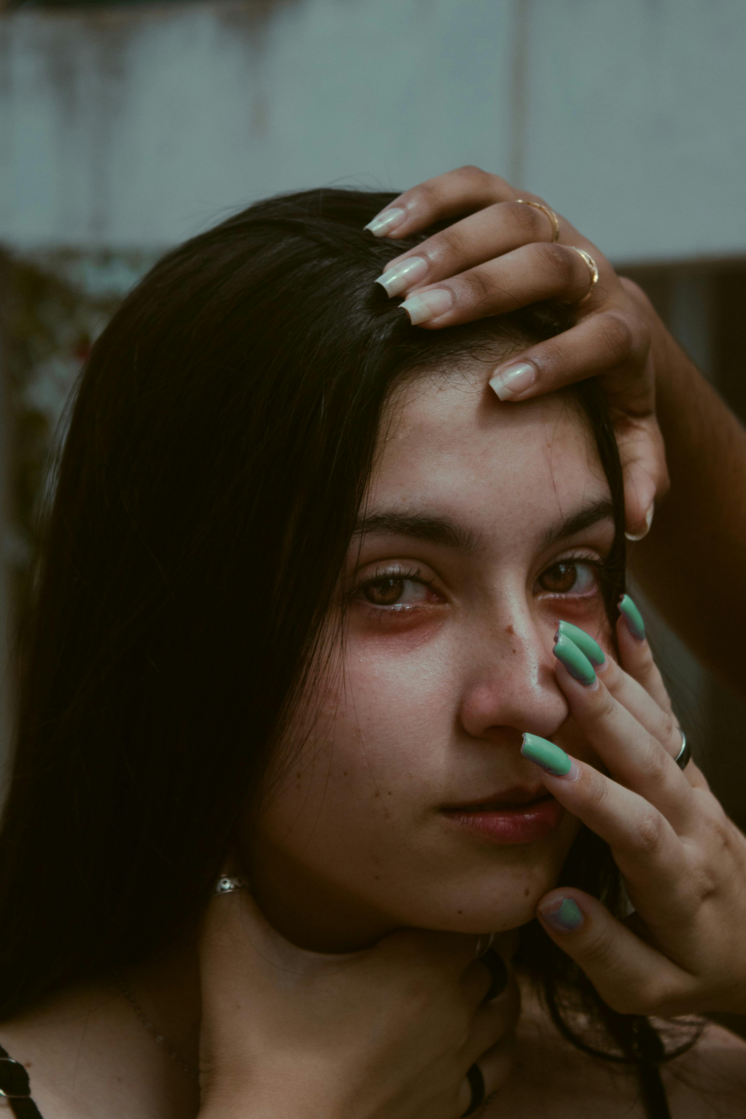 Close-Up Shot of a Woman · Free Stock Photo