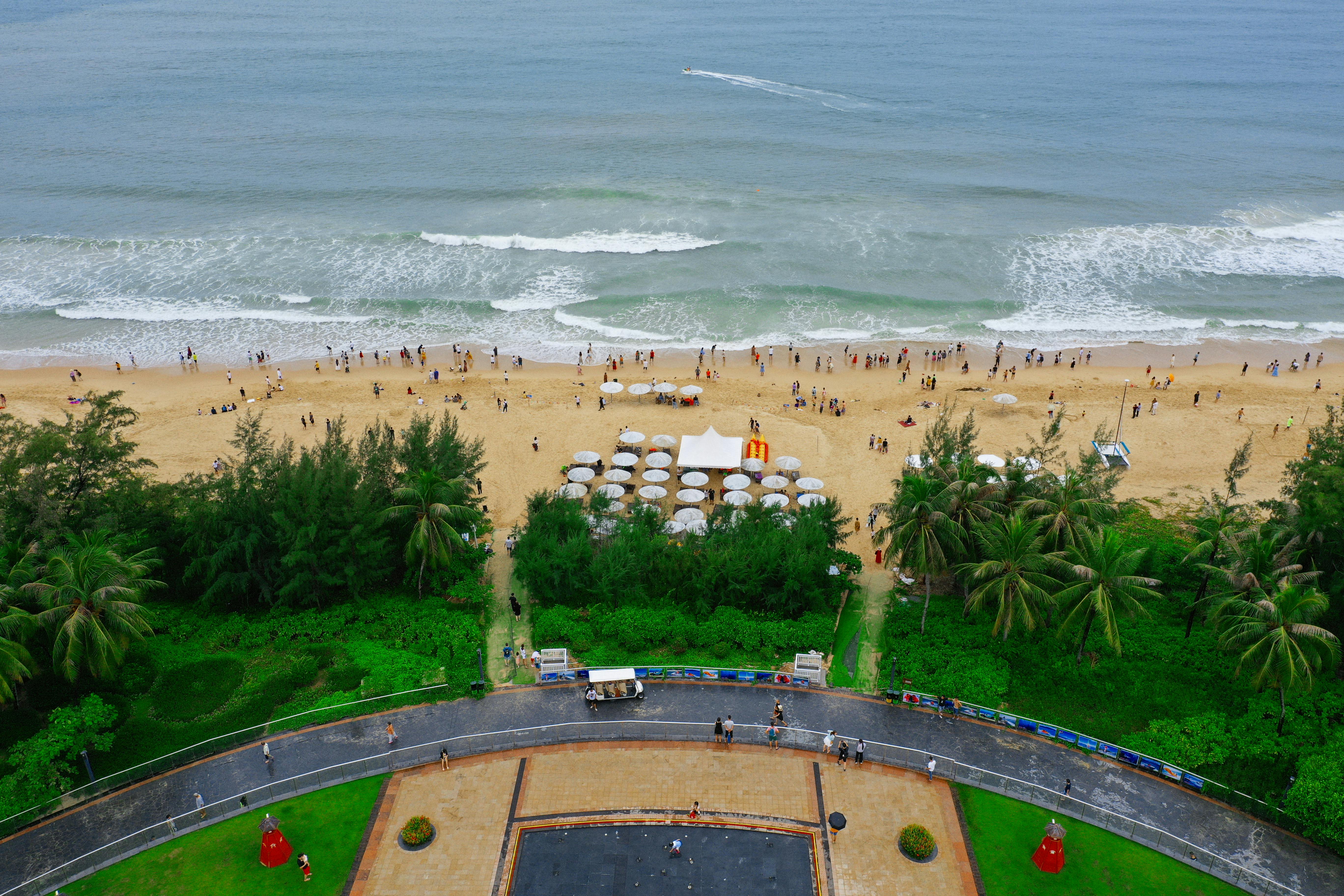 High Angle View of Sea and Beach · Free Stock Photo