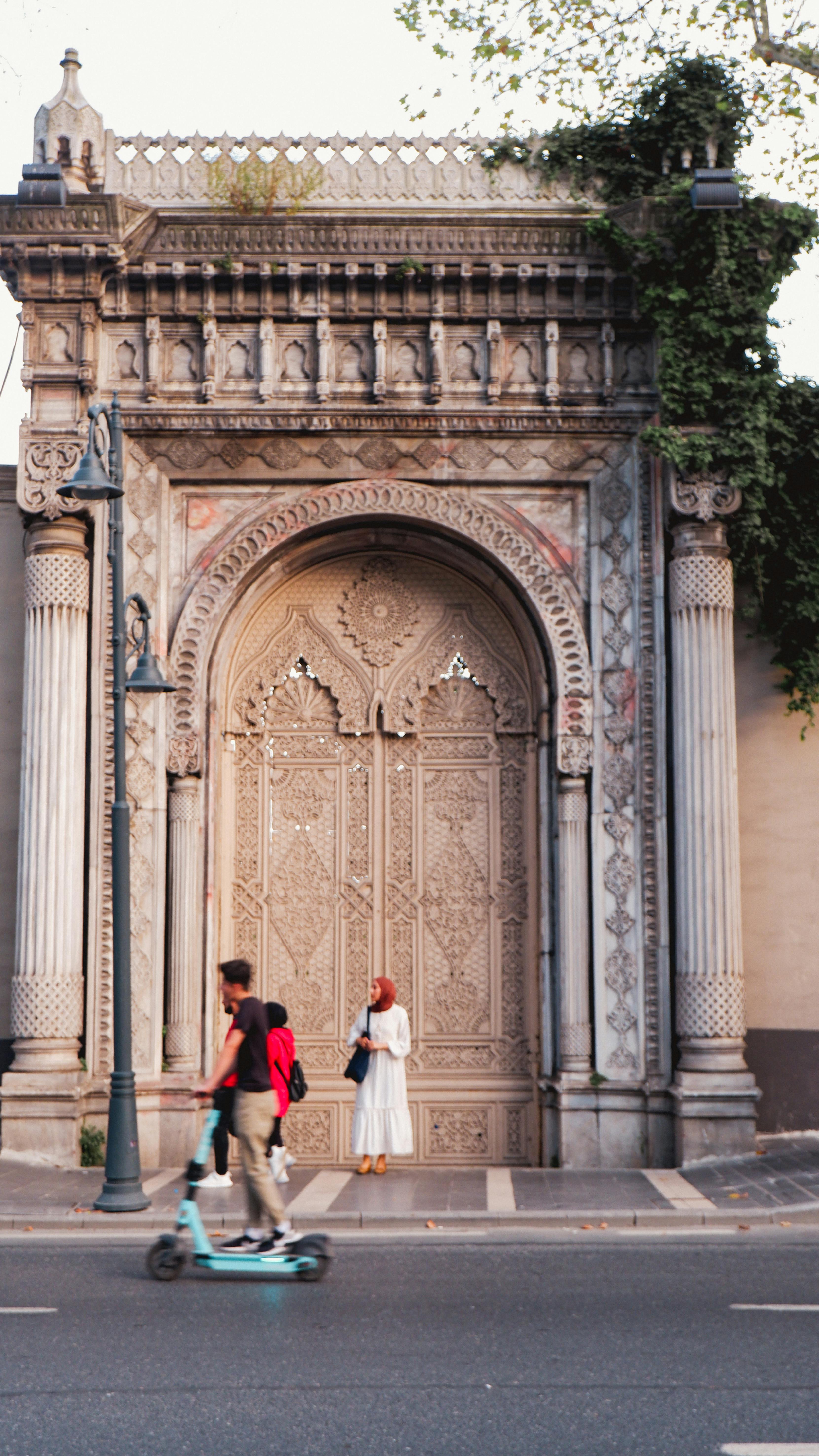 A Gate in a City · Free Stock Photo