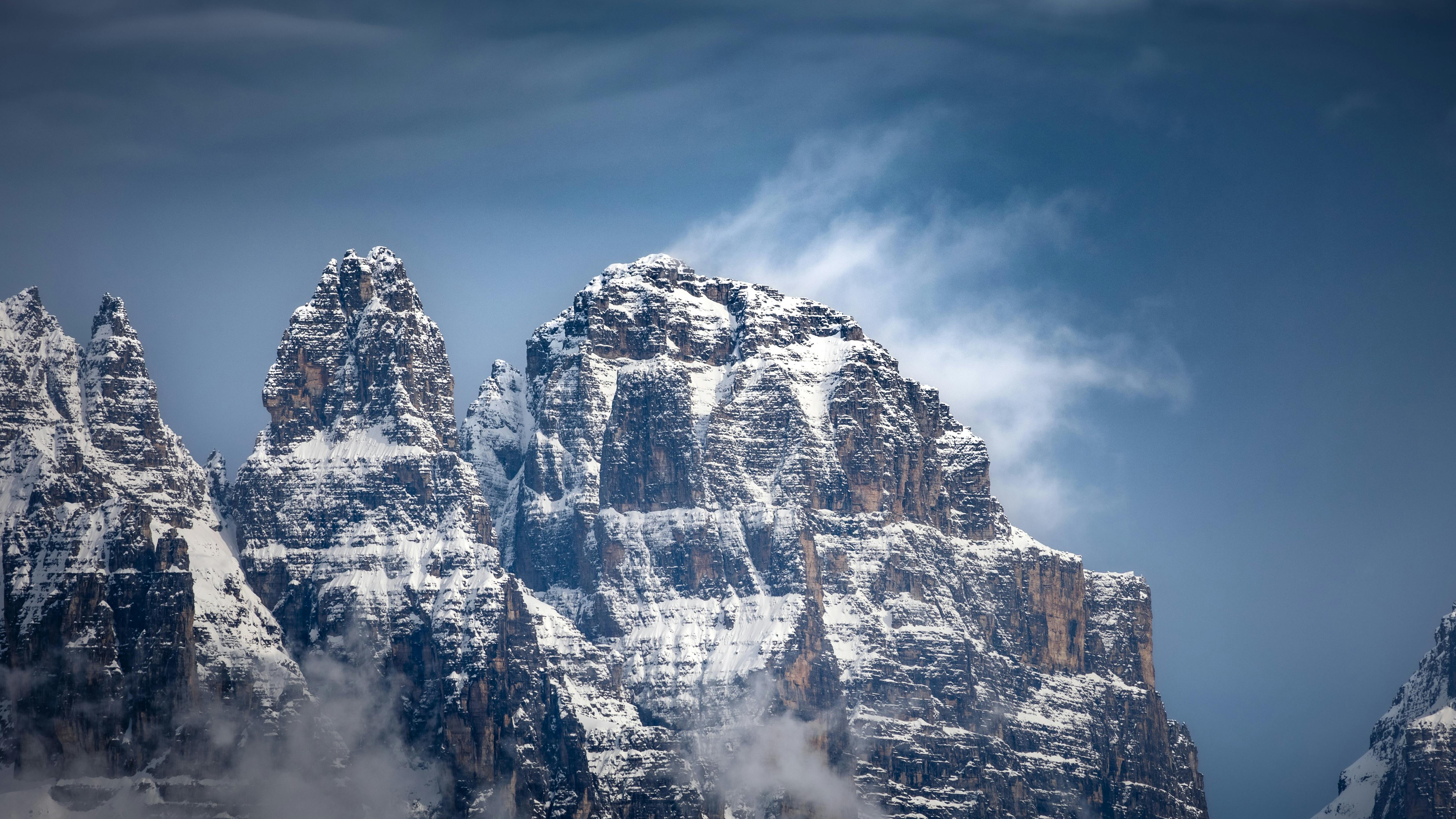 Wavvy Lines In A Wall Covering Photos, Download The BEST Free Wavvy ...