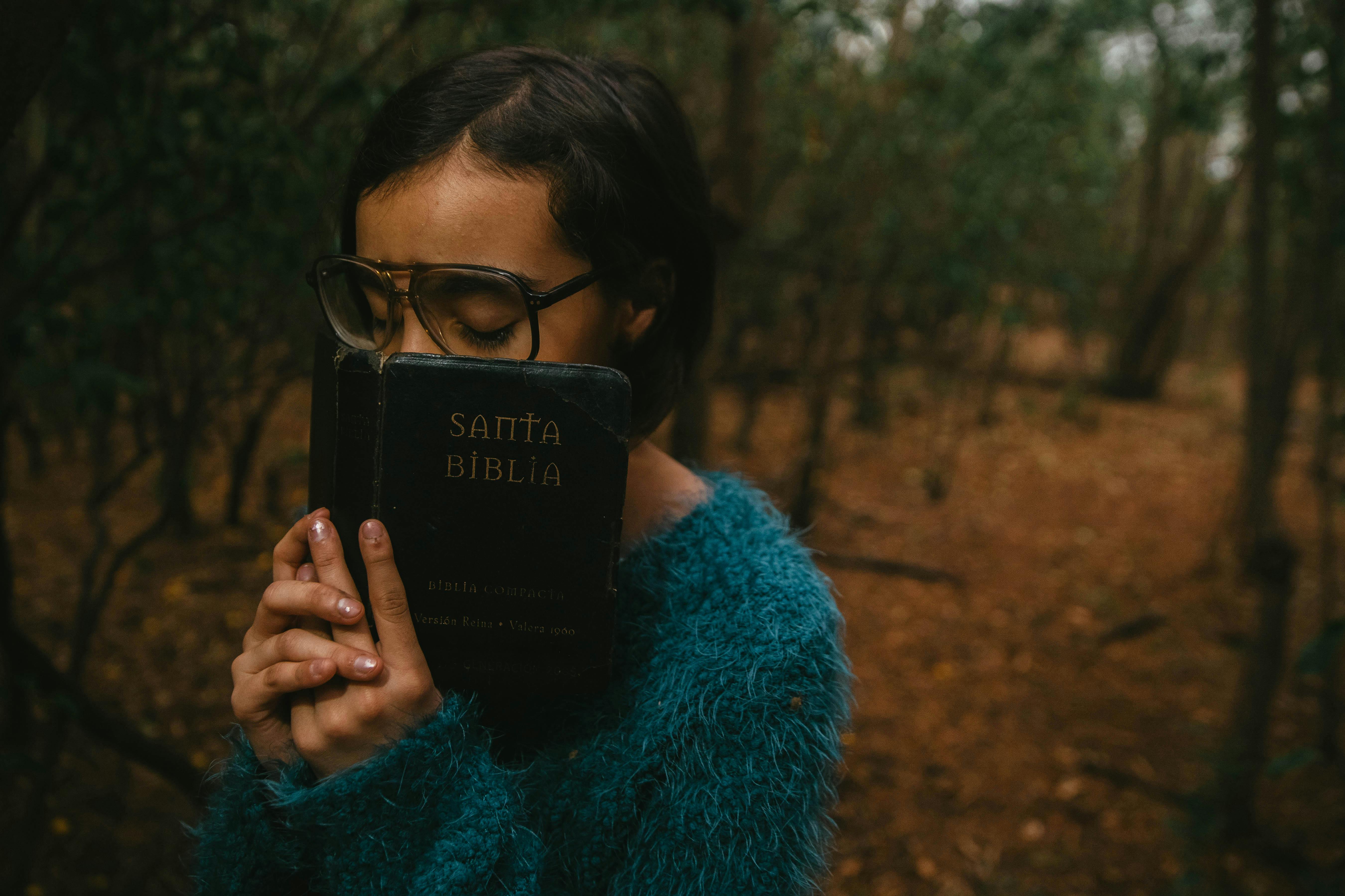 Bible Photography Photos, Download The BEST Free Bible Photography ...