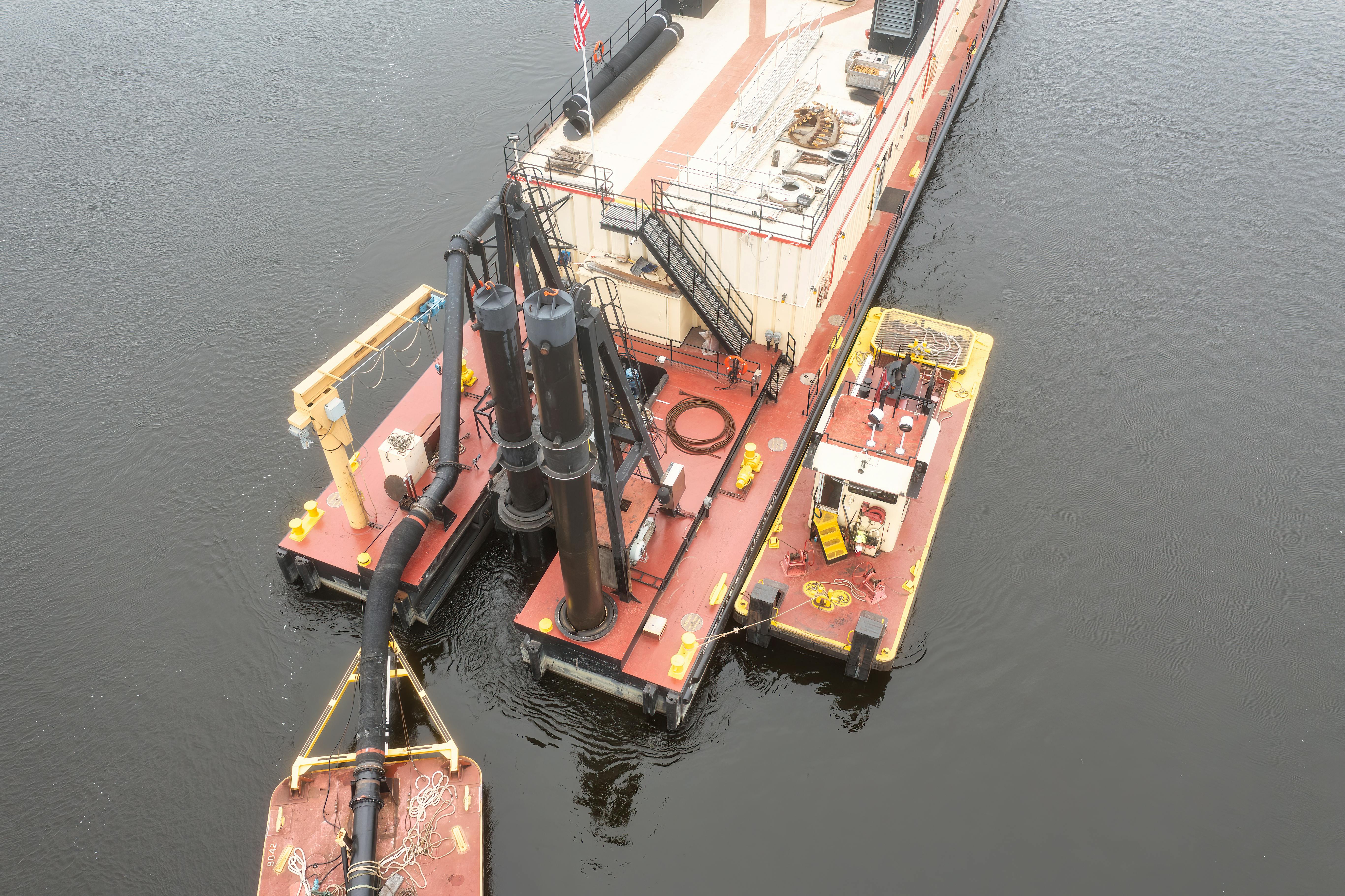 Platform on Water · Free Stock Photo