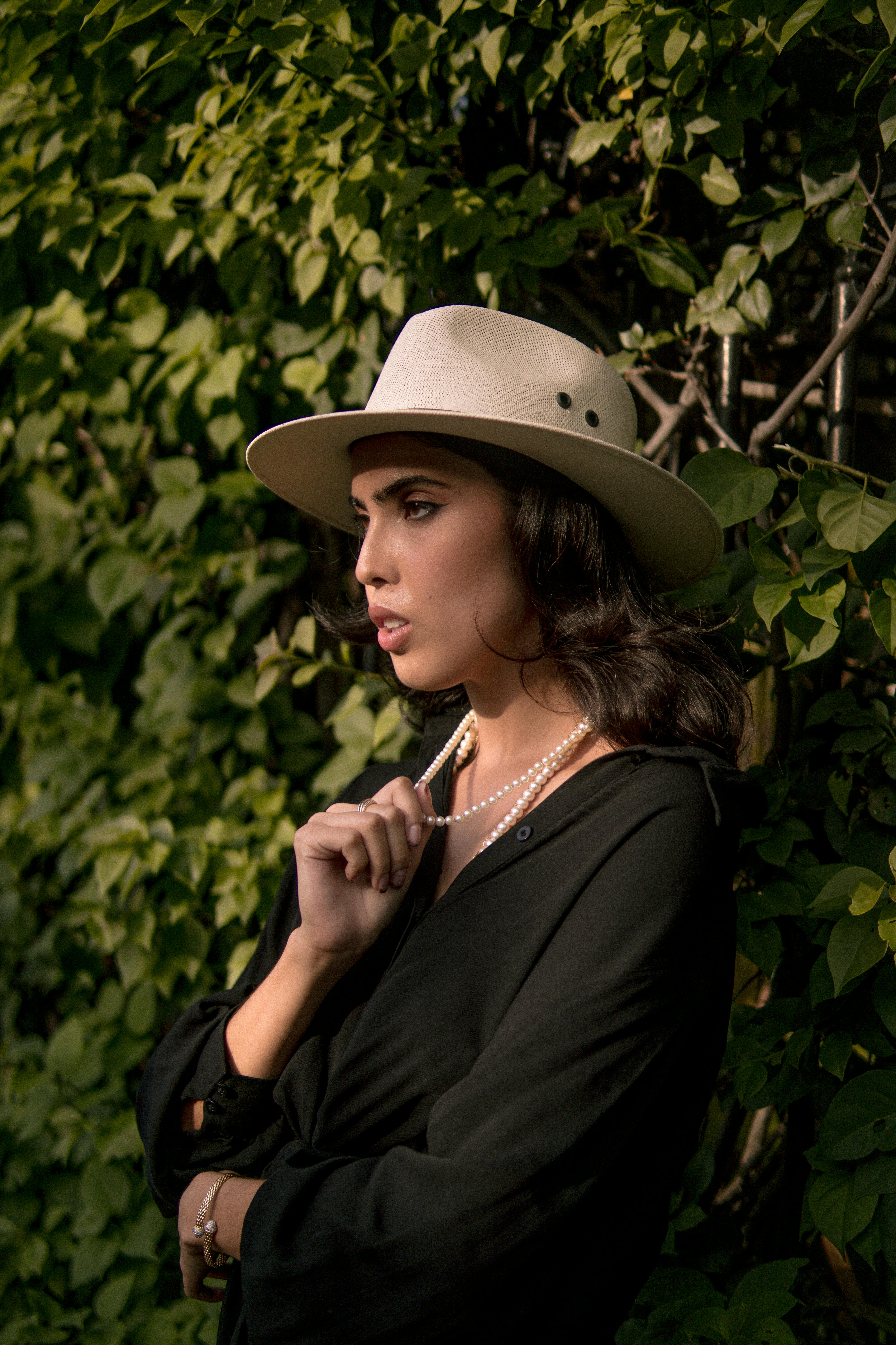 Woman Wearing a Hat · Free Stock Photo
