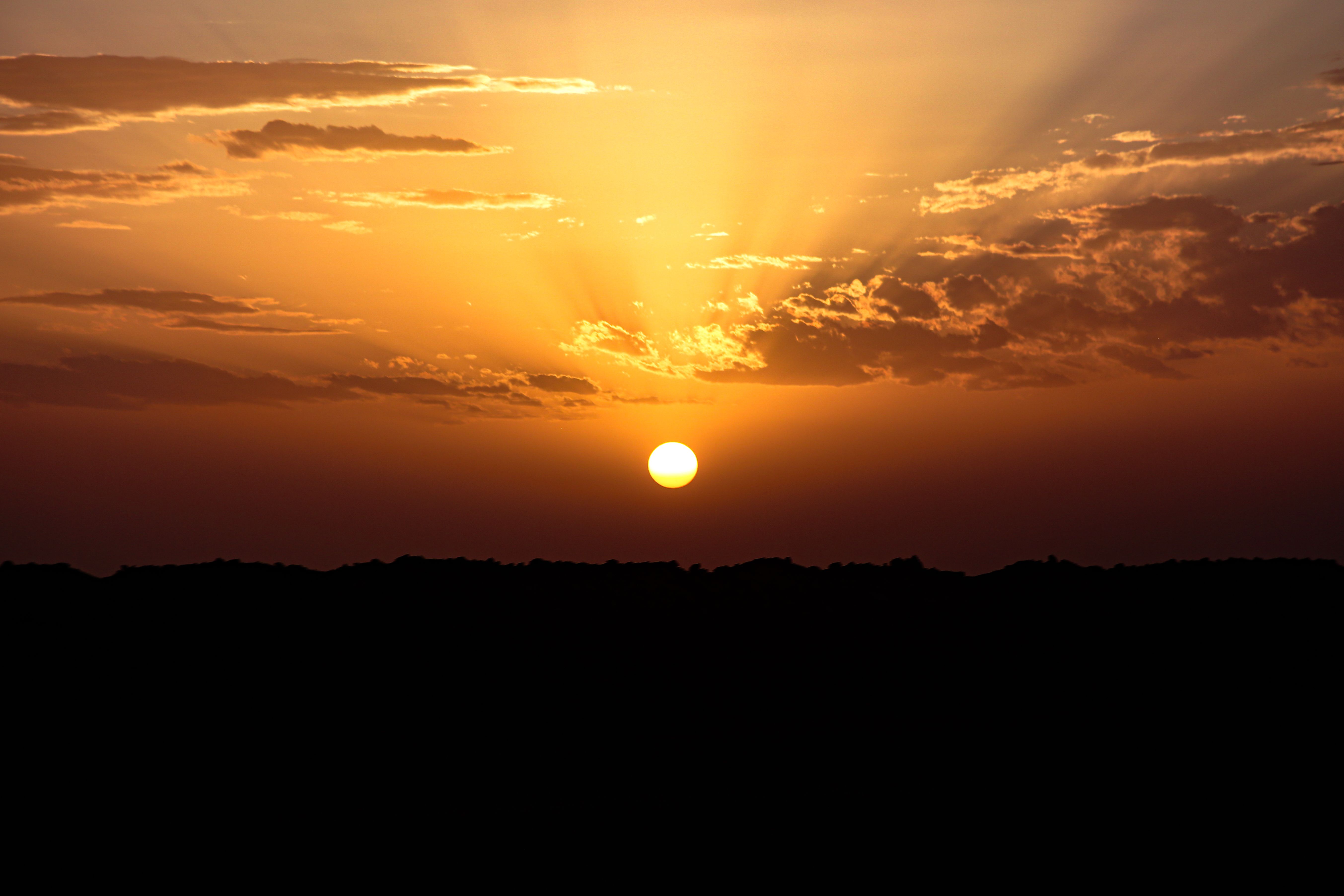 Cloudy Sunset · Free Stock Photo
