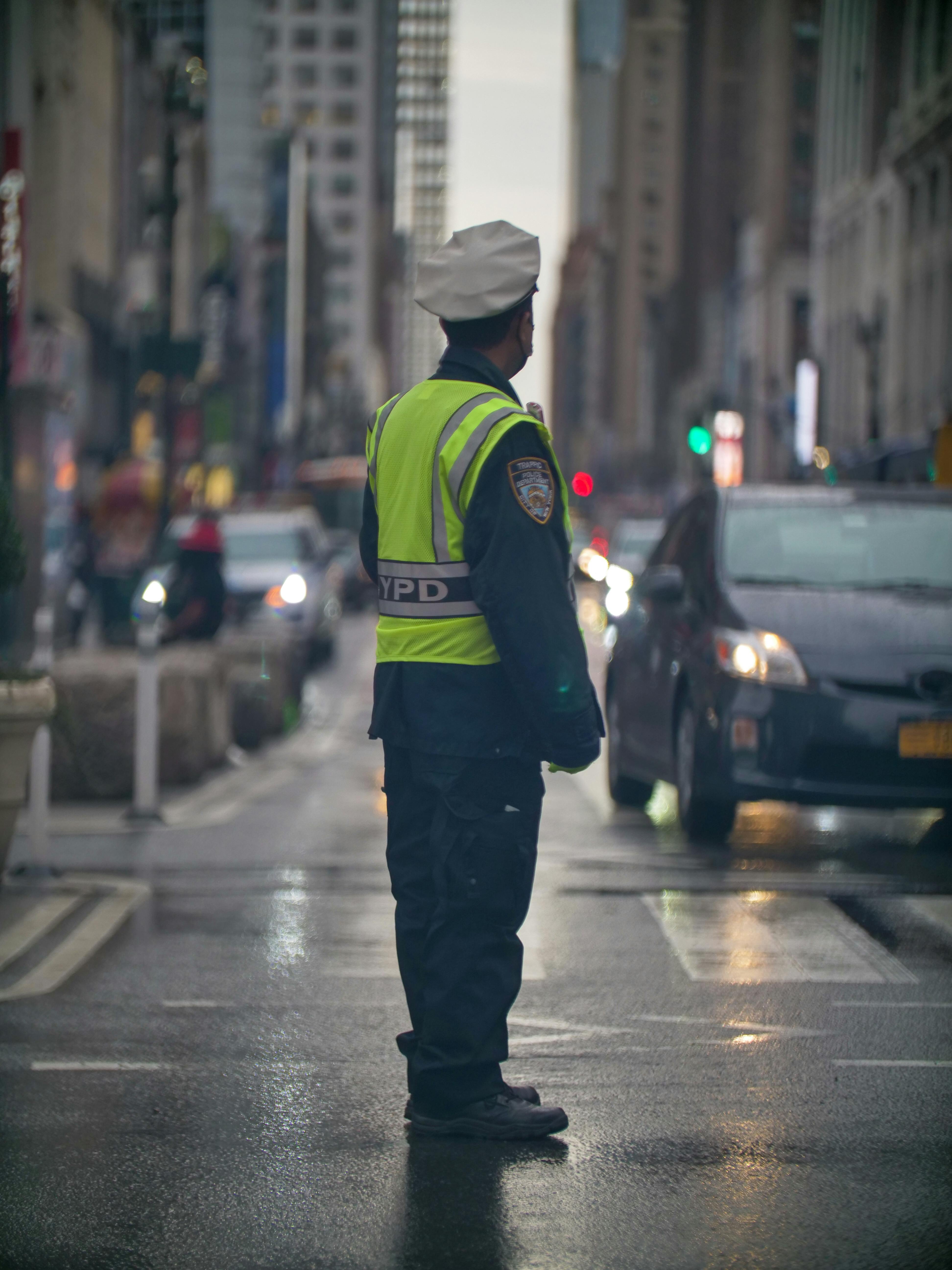 Indian Traffic Police Images Photos, Download The BEST Free Indian ...