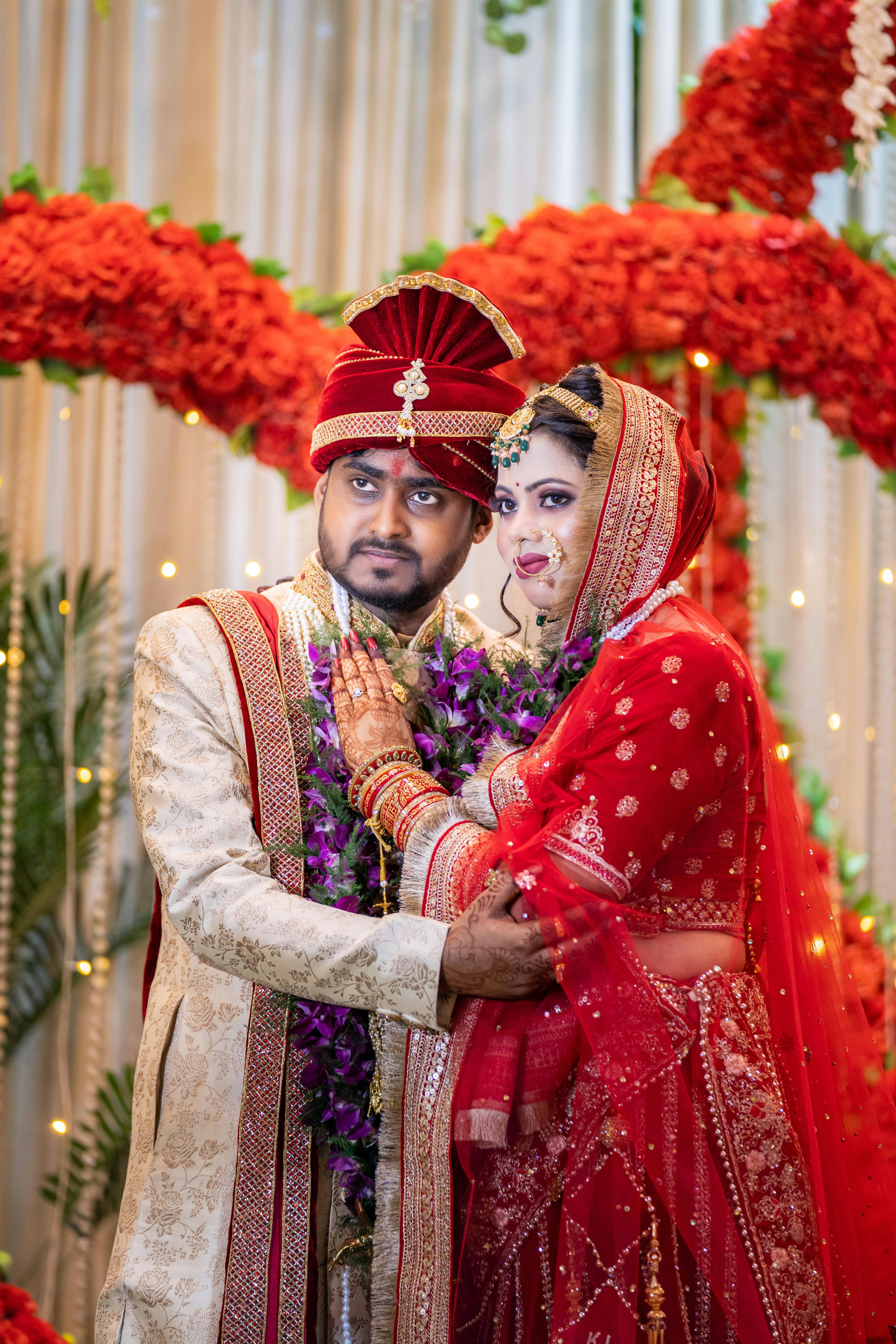 Wedding Photography of a Romantic Couple · Free Stock Photo