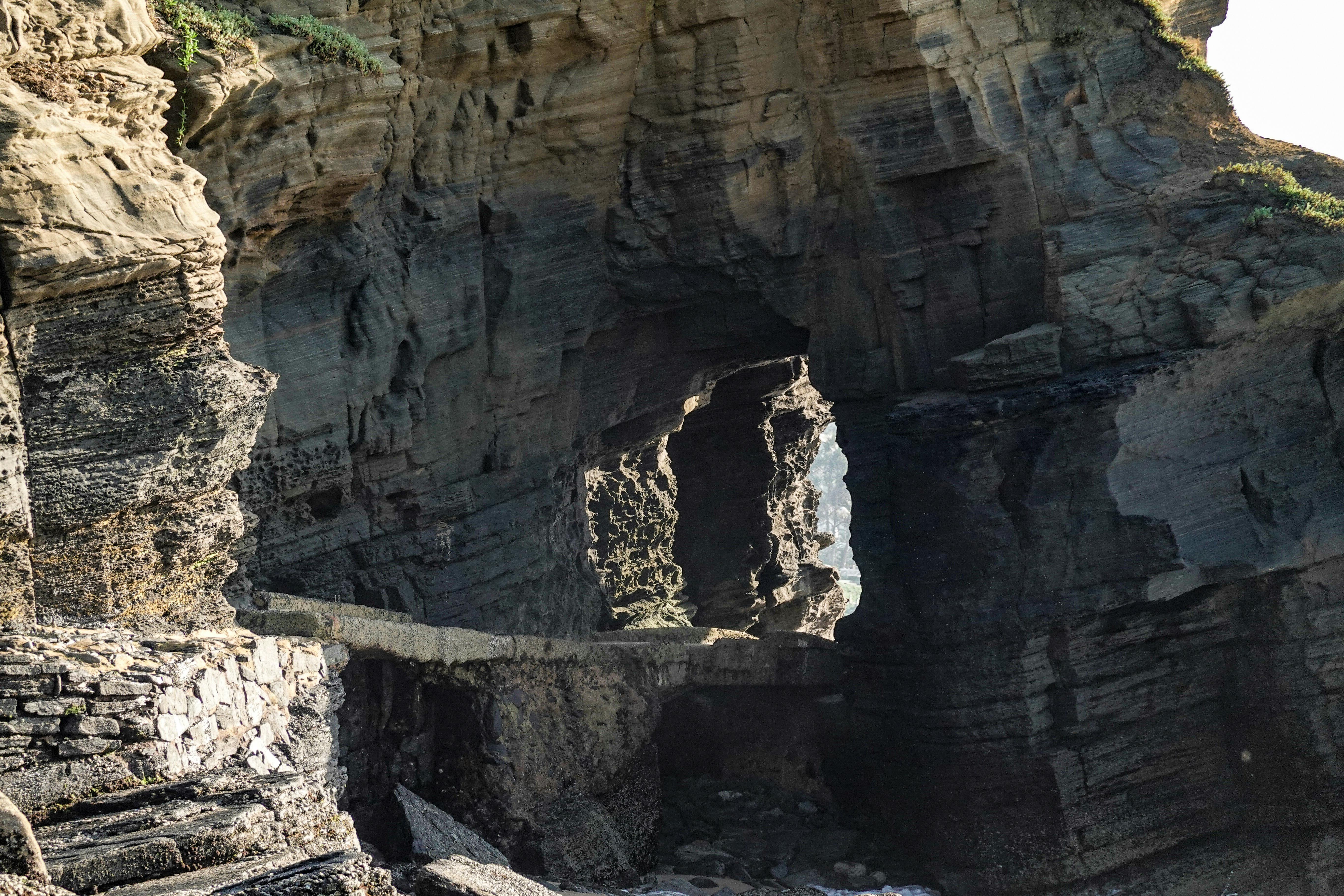 High Rock Cave at Thompsons Bay · Free Stock Photo