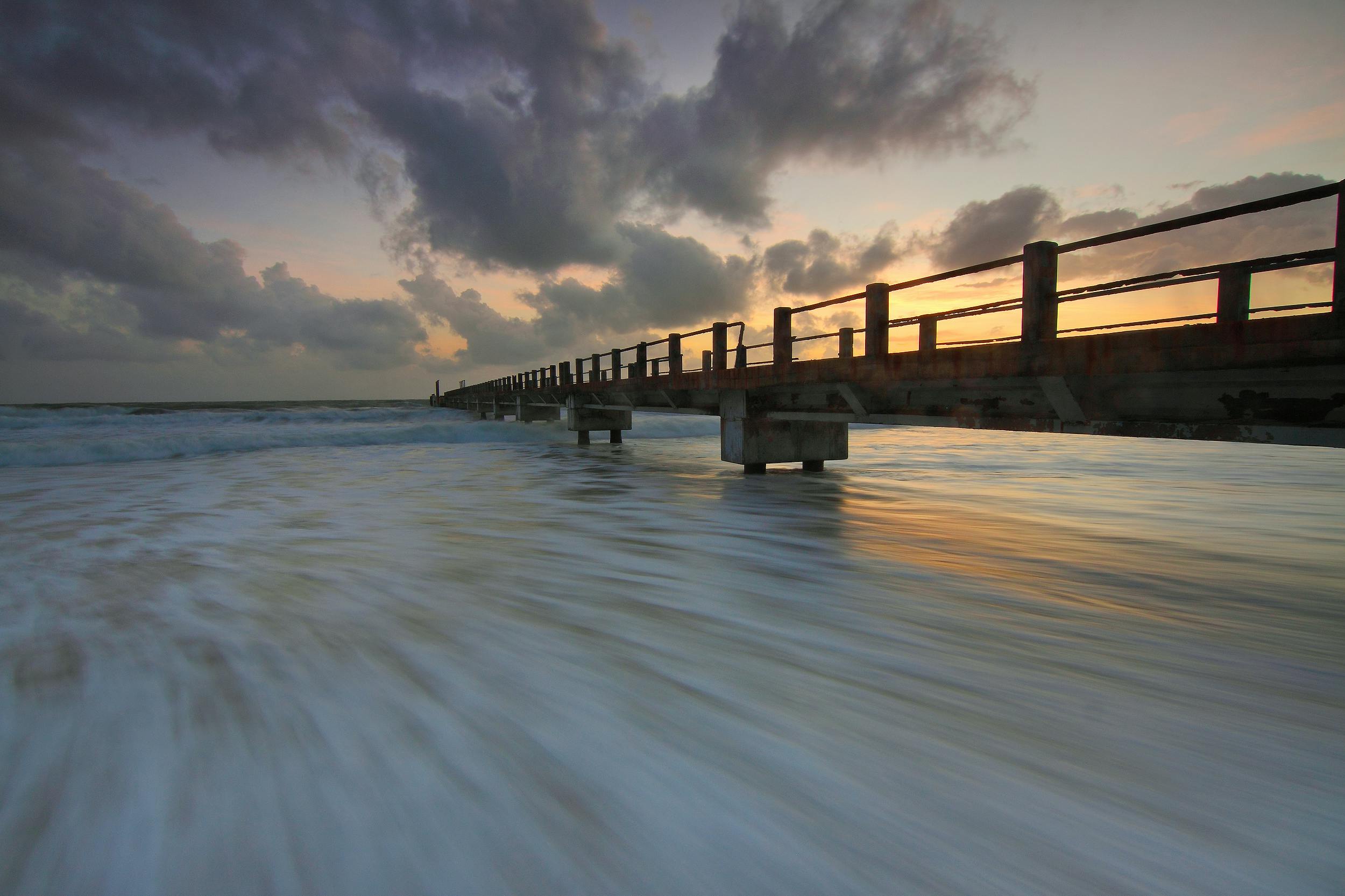 Brown Wooden Fishing Dock on Ocean · Free Stock Photo