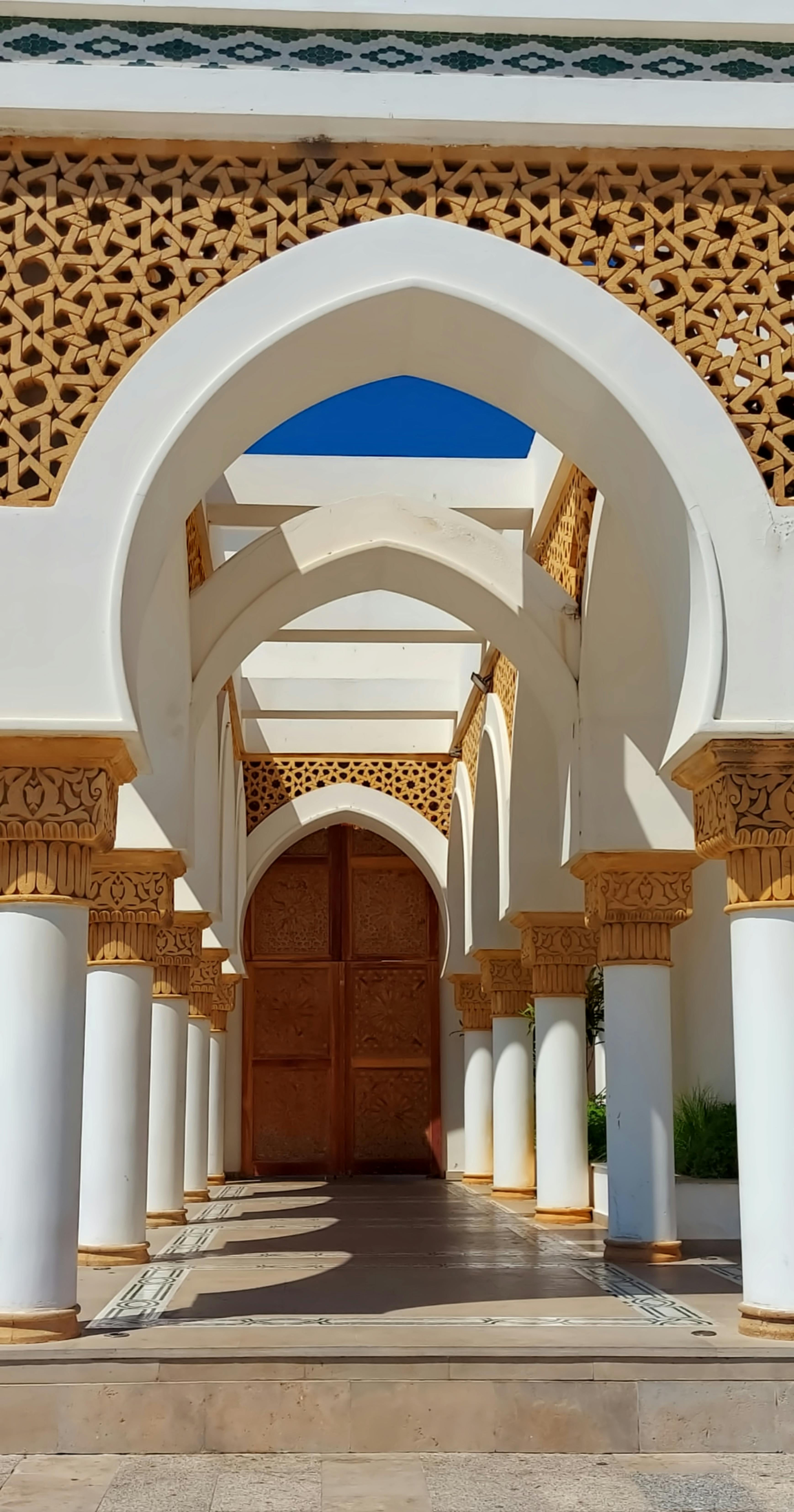 Arches in Front of a Mosque Entrance · Free Stock Photo