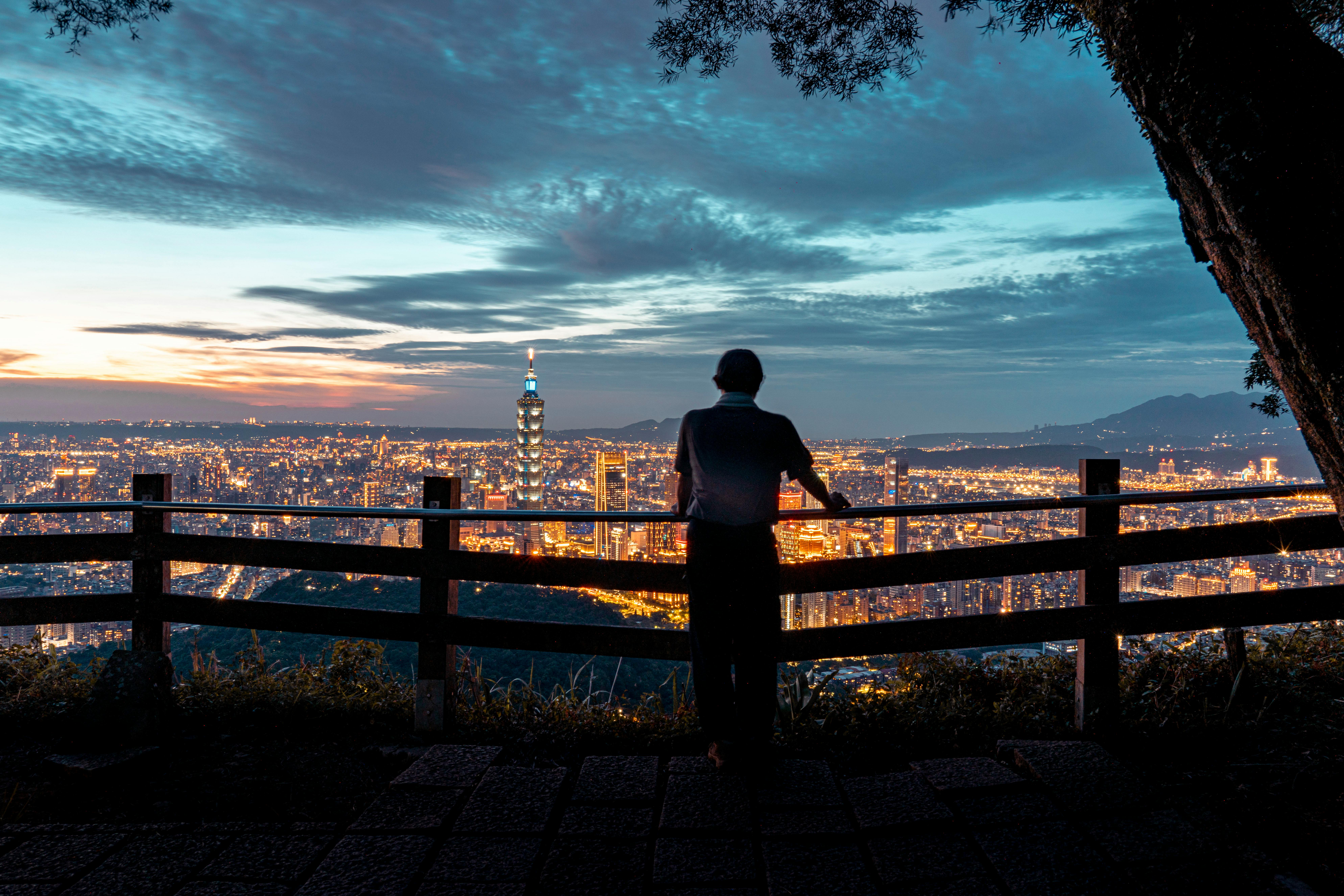 Empire State Building during Night Time · Free Stock Photo