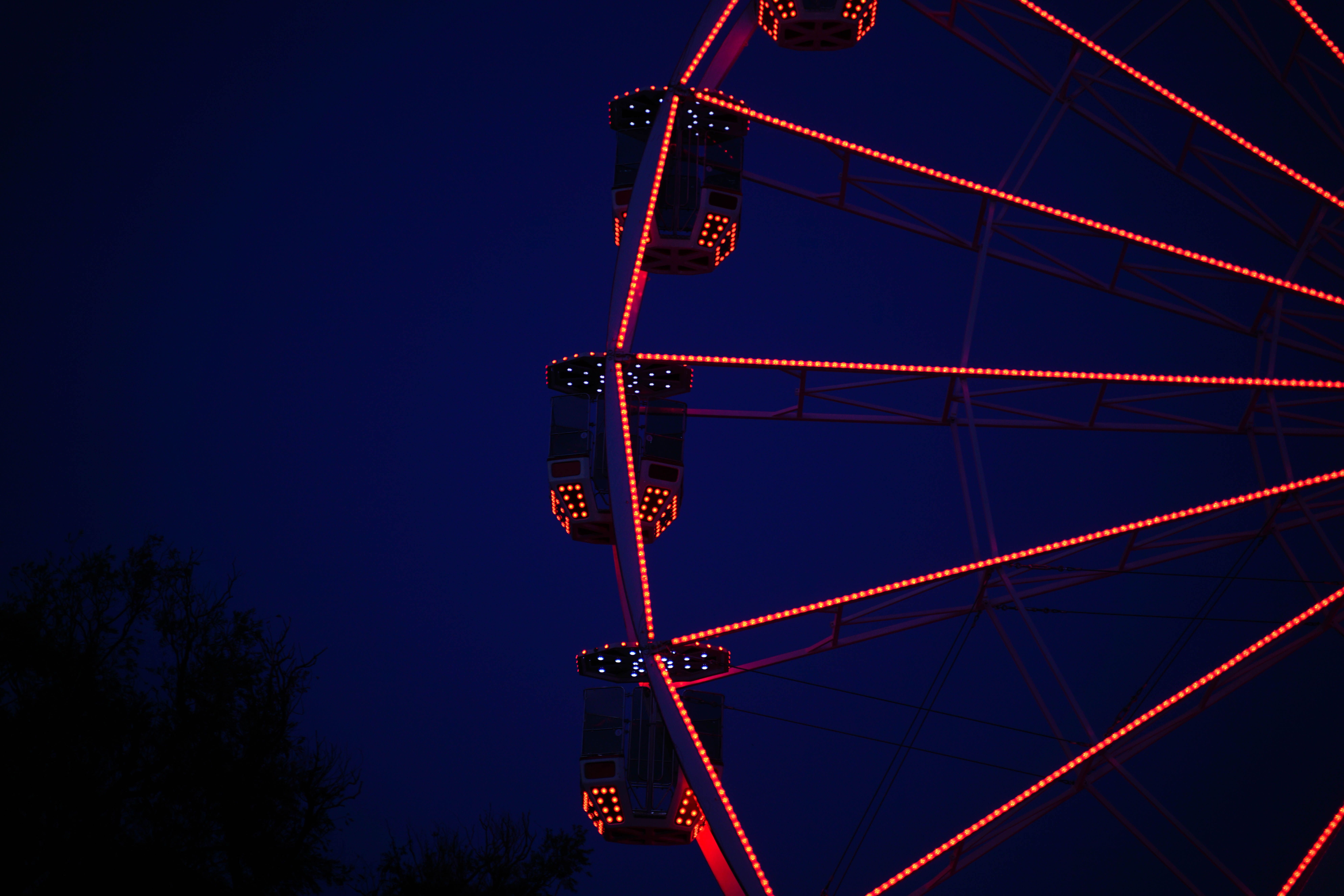 The Ferris Wheel Under the Starry Sky · Free Stock Photo