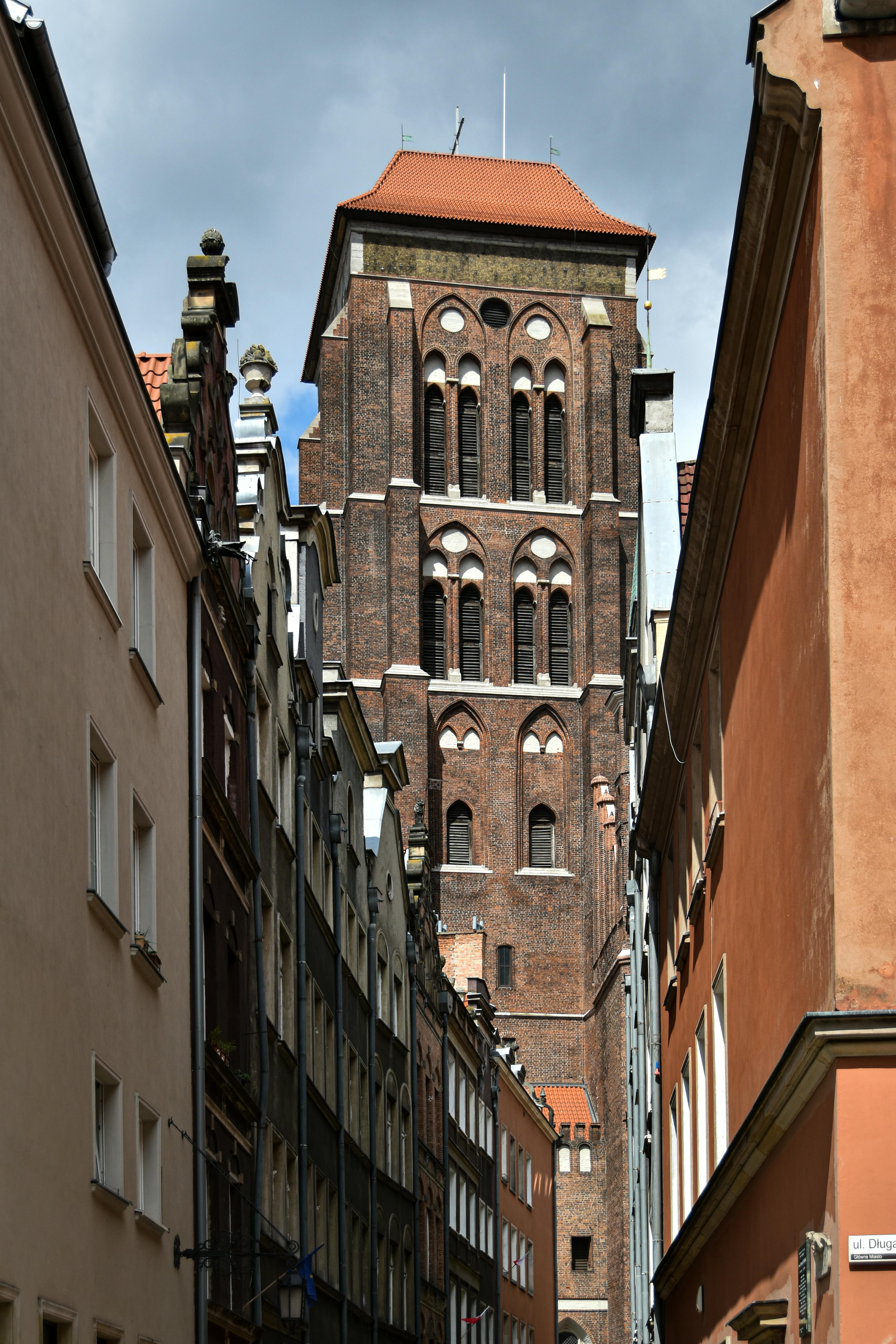 View of a Basilica from a Narrow City Street · Free Stock Photo