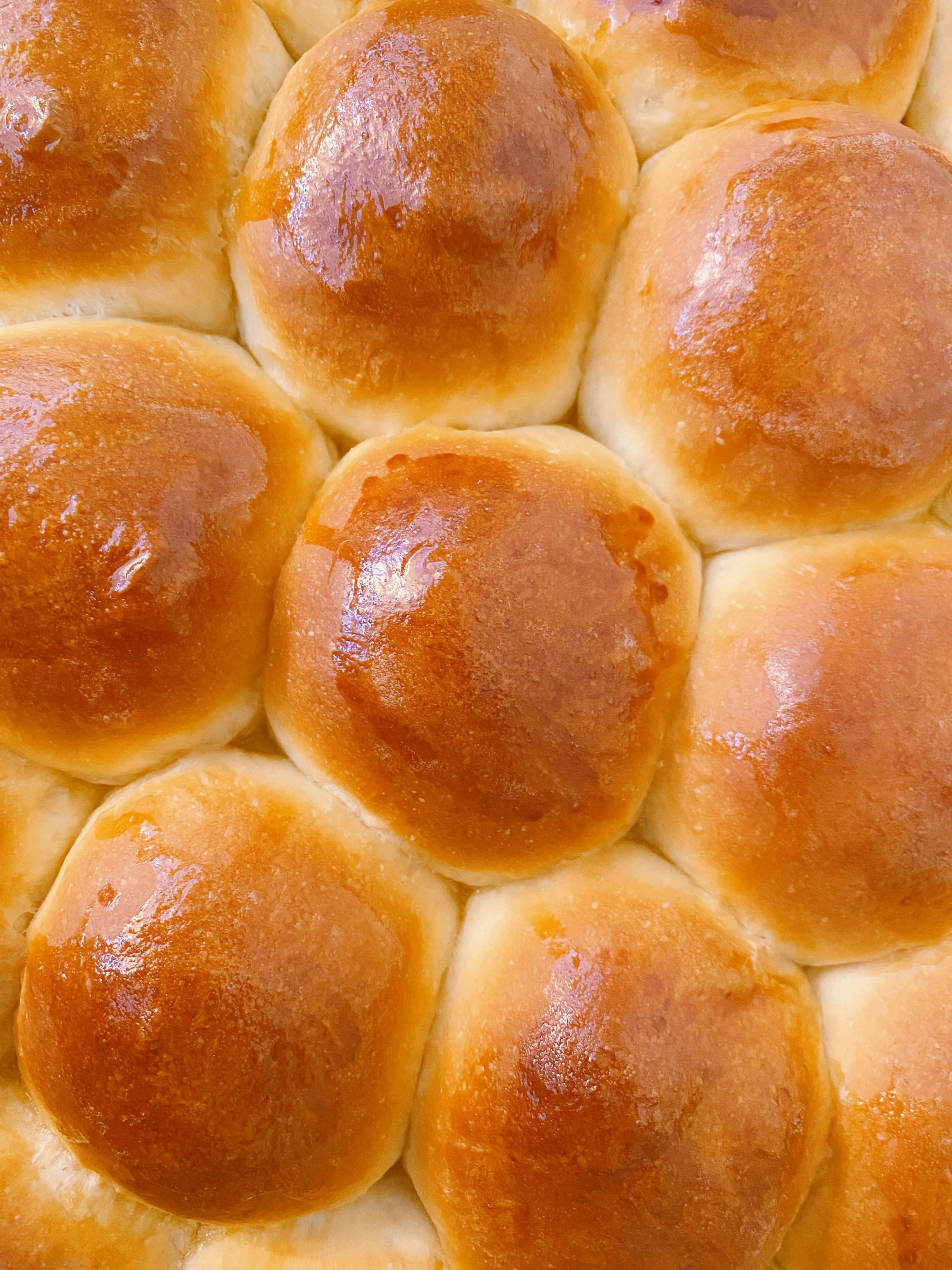 Close-up Photo of Buns · Free Stock Photo