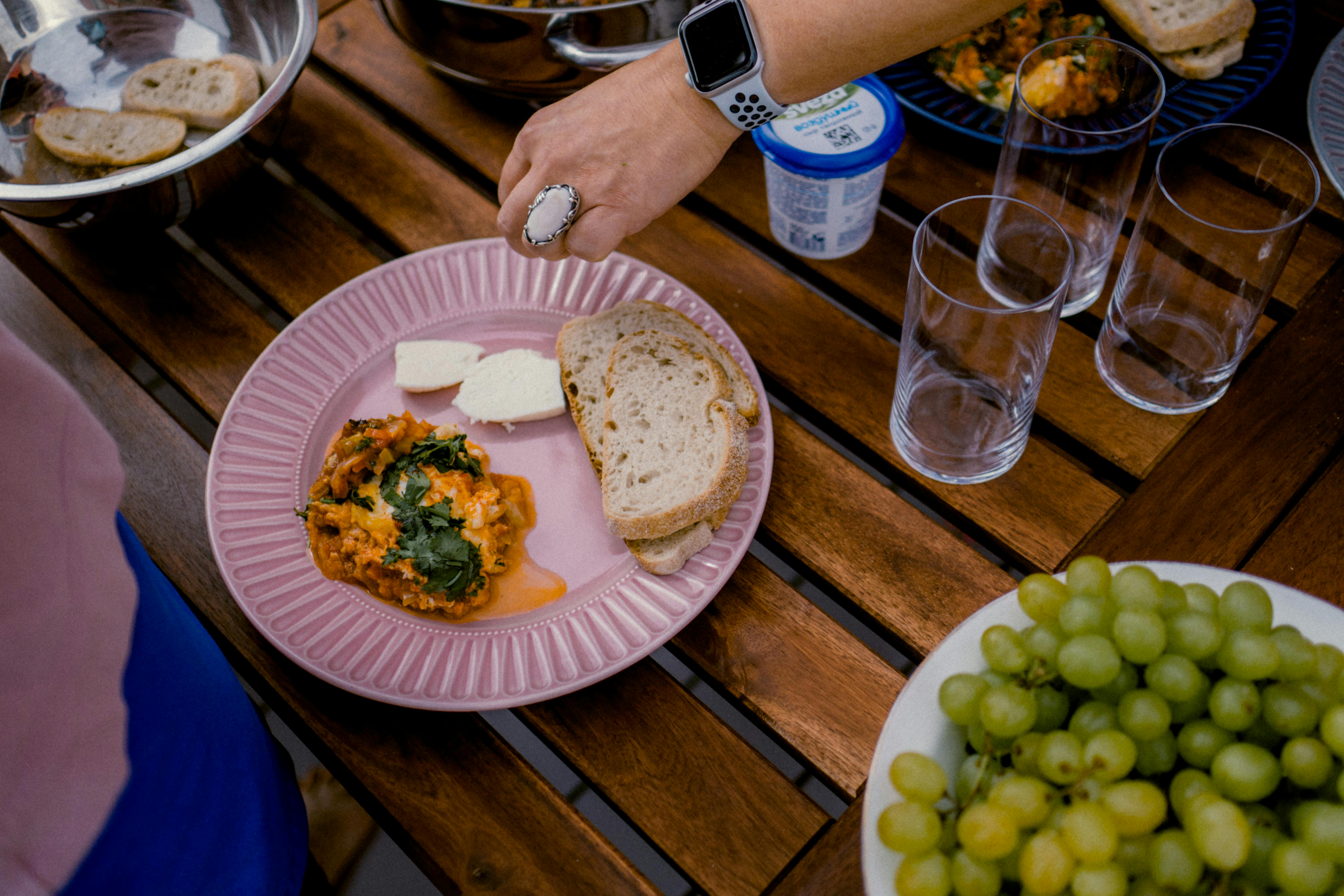 Table Wood Photos, Download The BEST Free Table Wood Stock Photos & HD ...