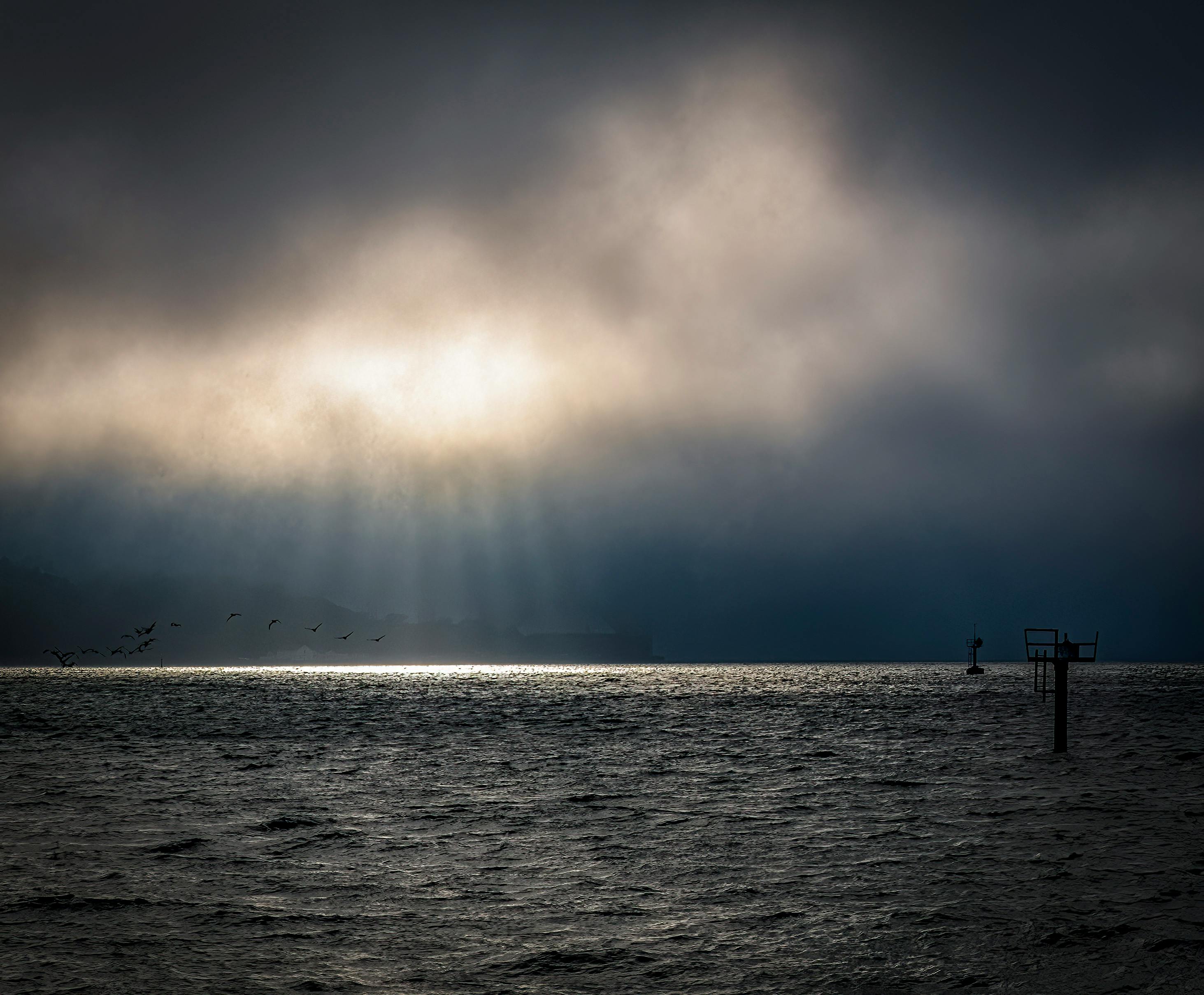 Sunlight Shinning on Sea · Free Stock Photo