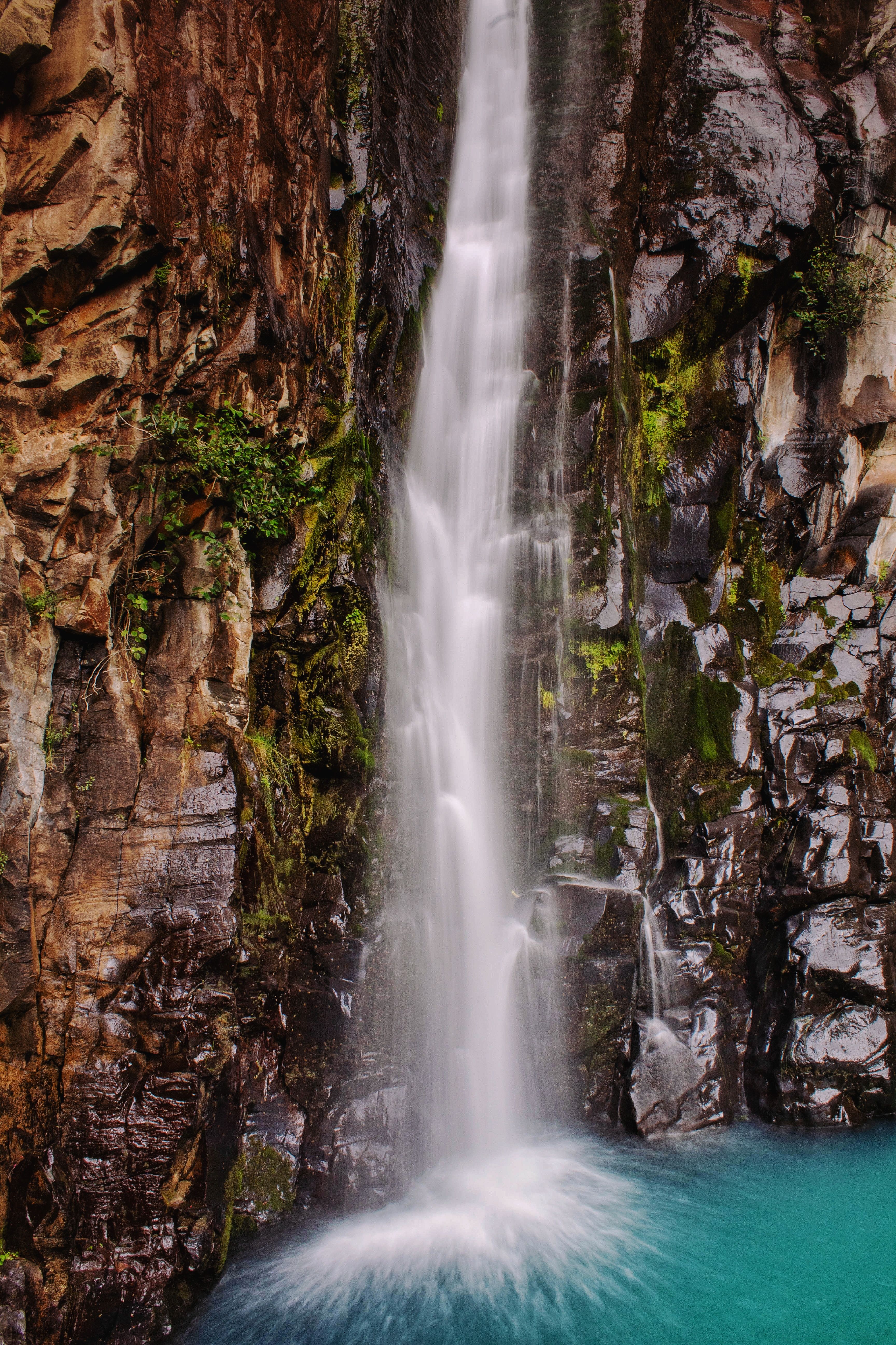 Time-Lapse Photography of Waterfalls · Free Stock Photo