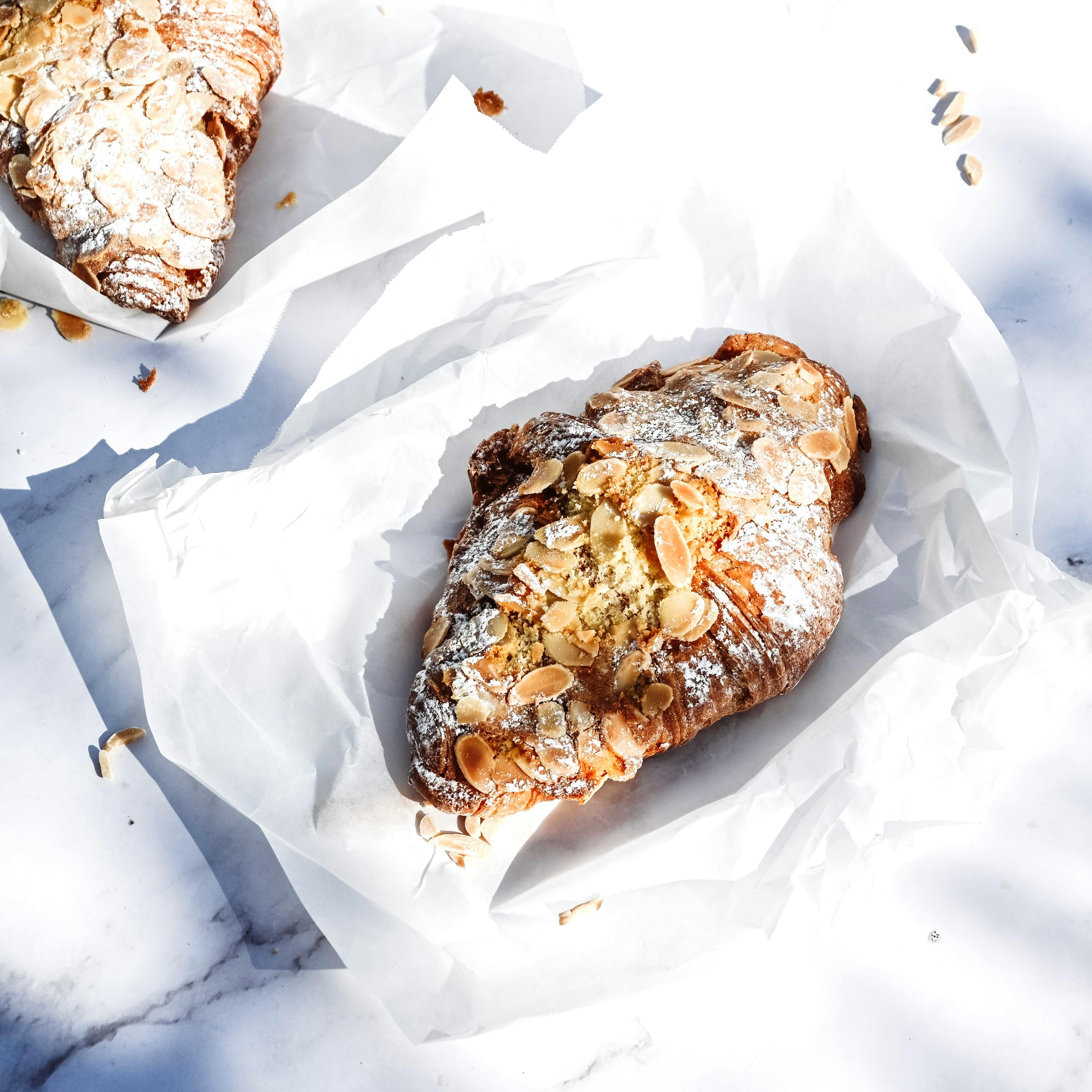 Croissant on Plate · Free Stock Photo
