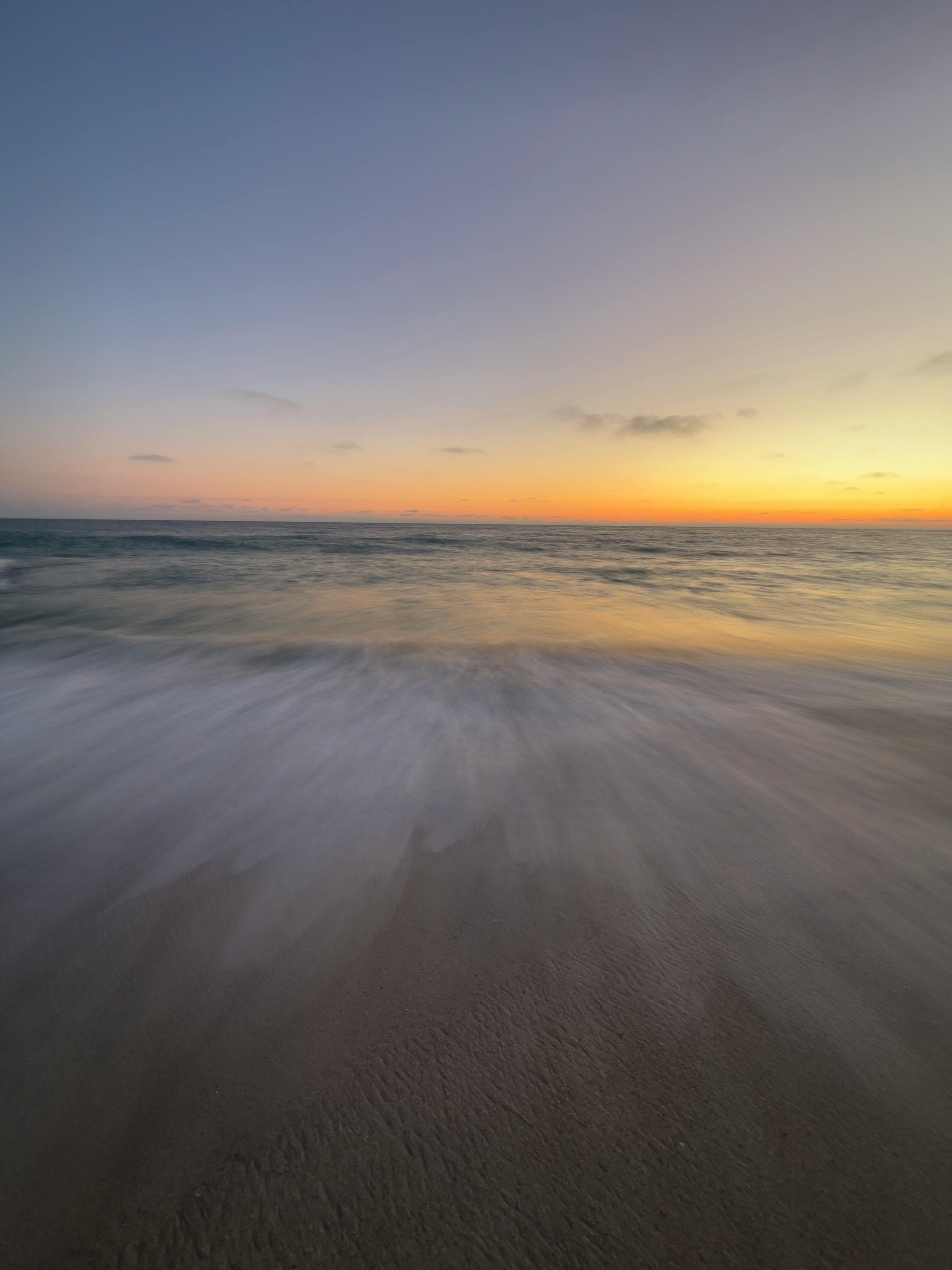 Ocean View During Sunset · Free Stock Photo