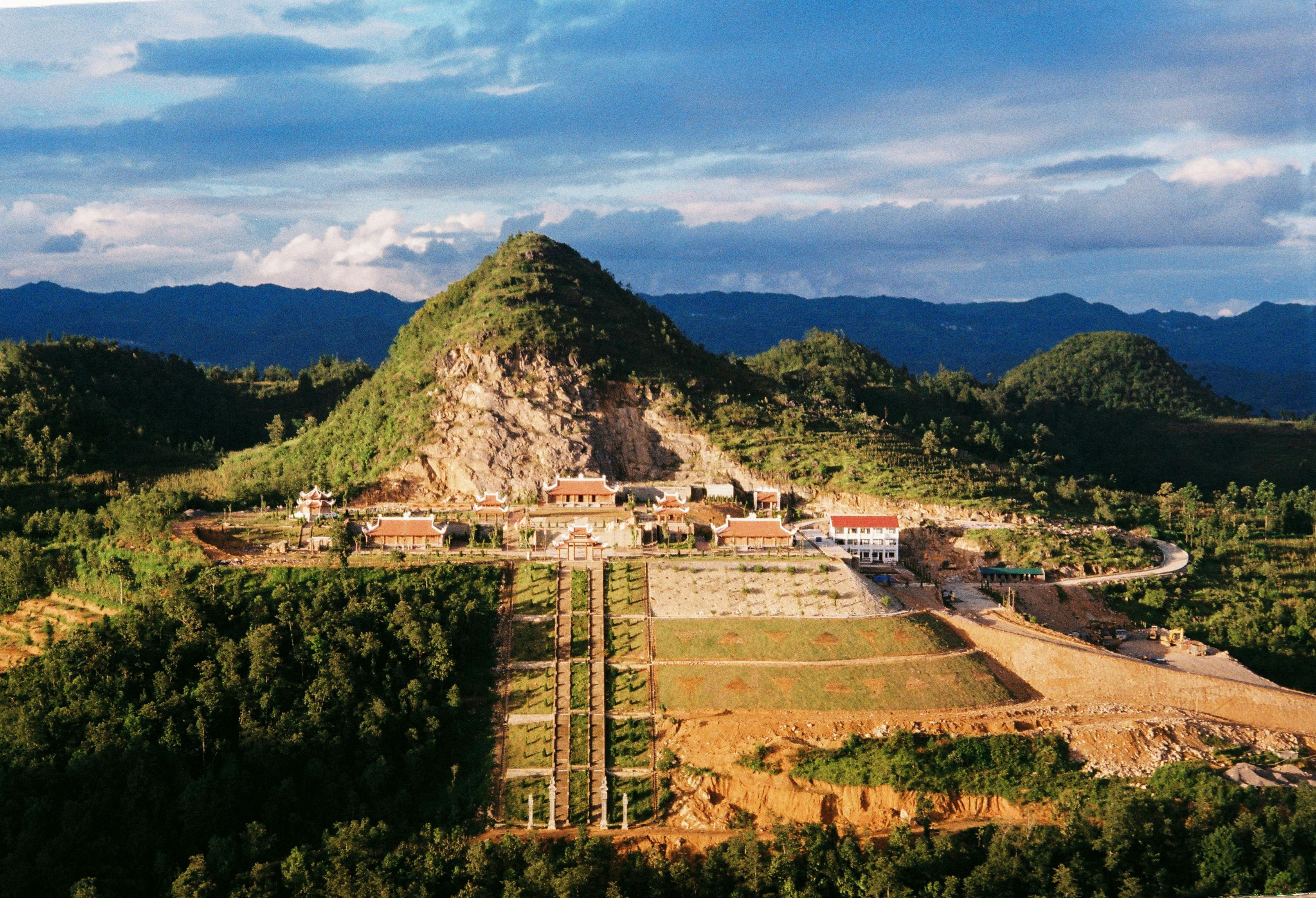 Landscape of Croplands and Forests of Todi, Umbria, Italy · Free Stock ...