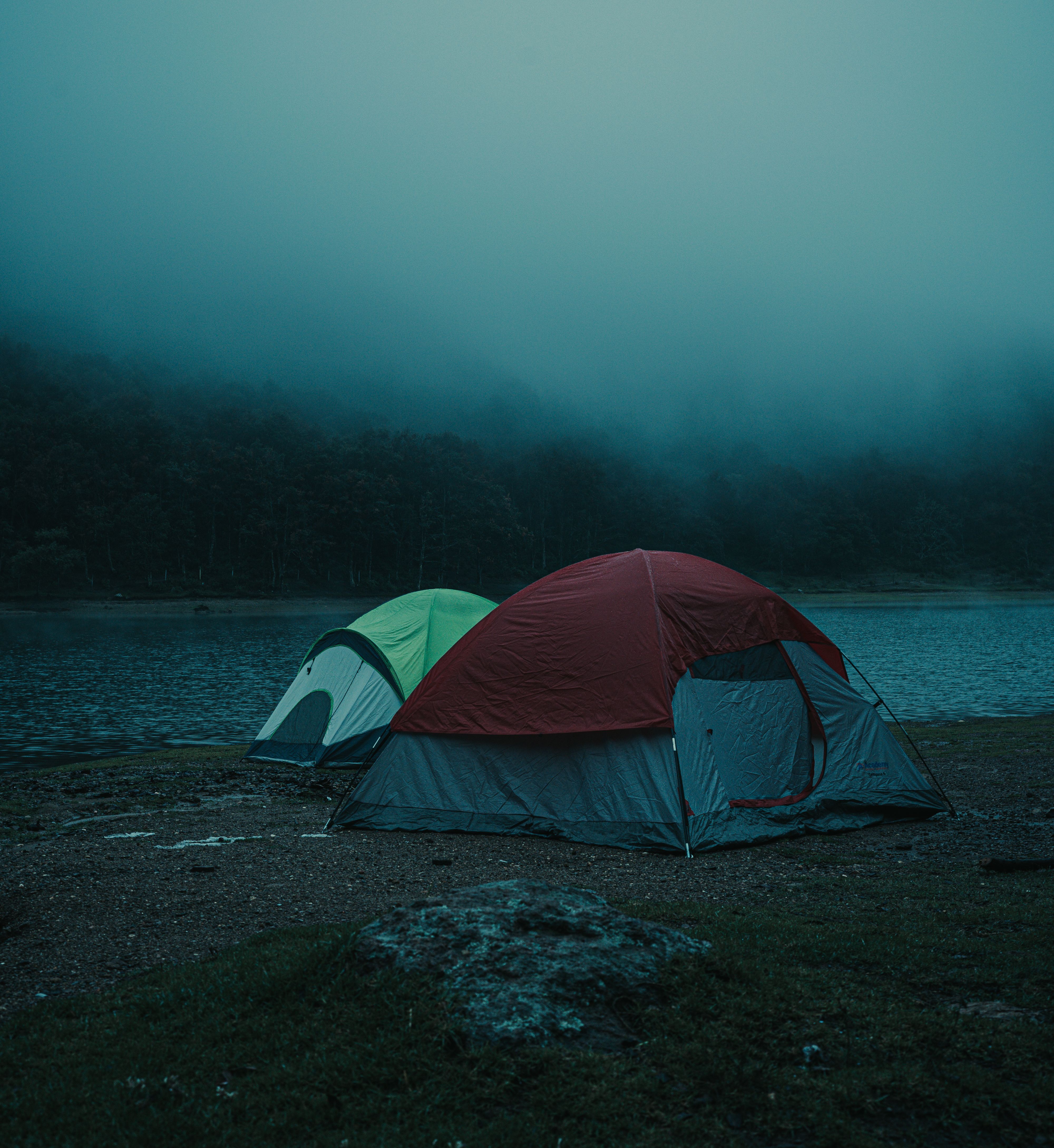 Tents near Lake · Free Stock Photo
