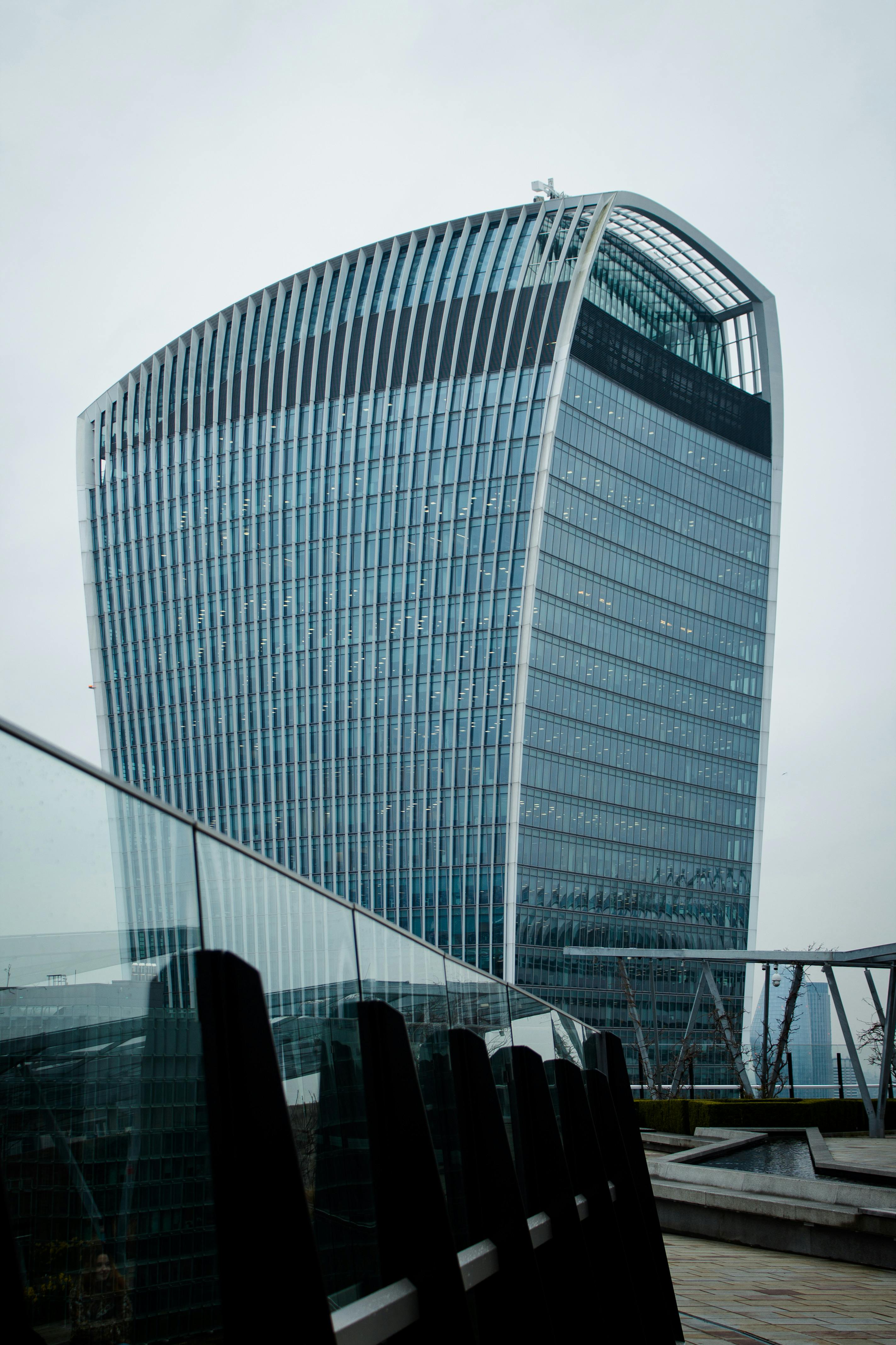 Photo High-rise Building · Free Stock Photo